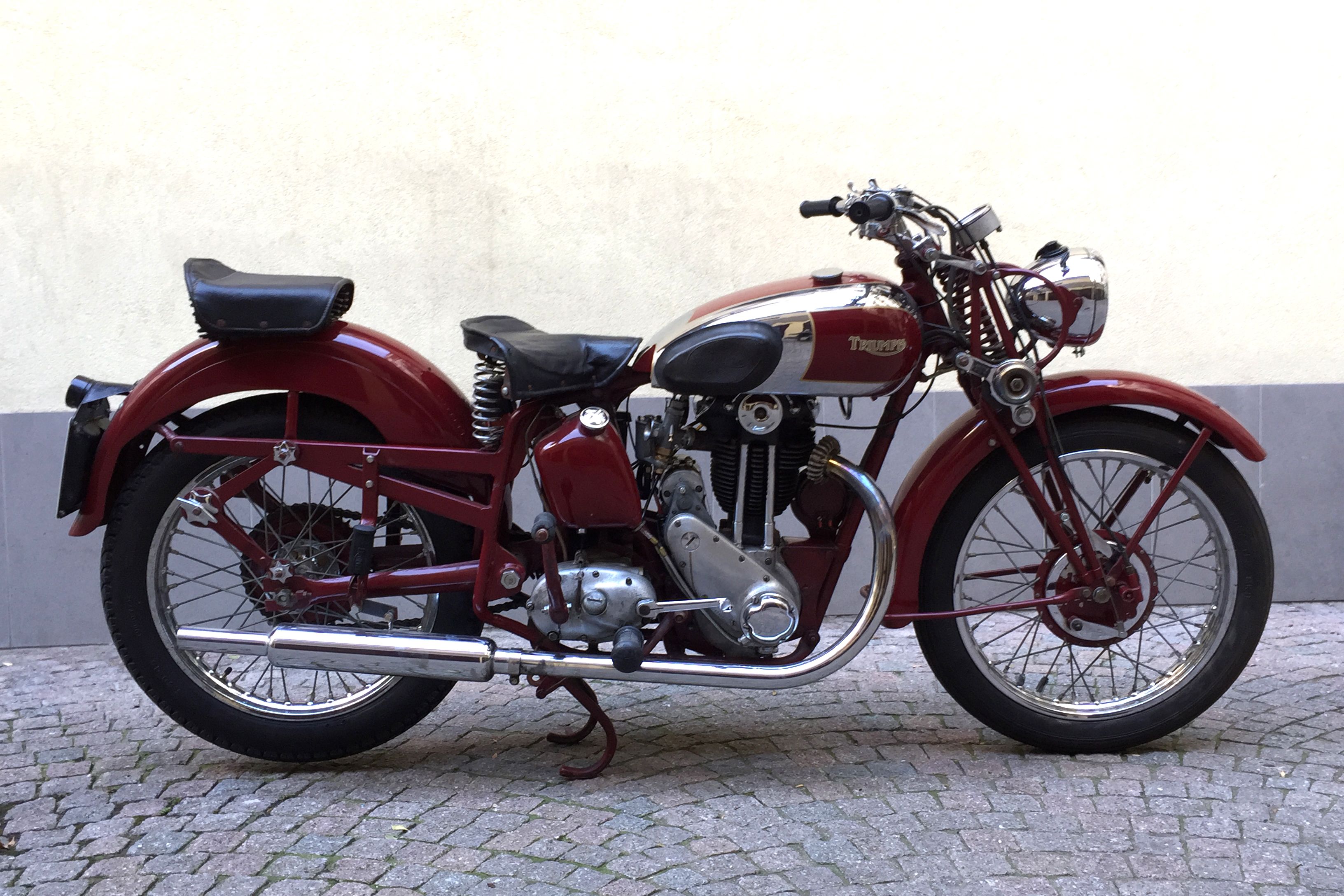 Bonhams Cars : 1943 Triumph 343cc 3HW Frame no. TL 36905 Engine no. 3HW ...