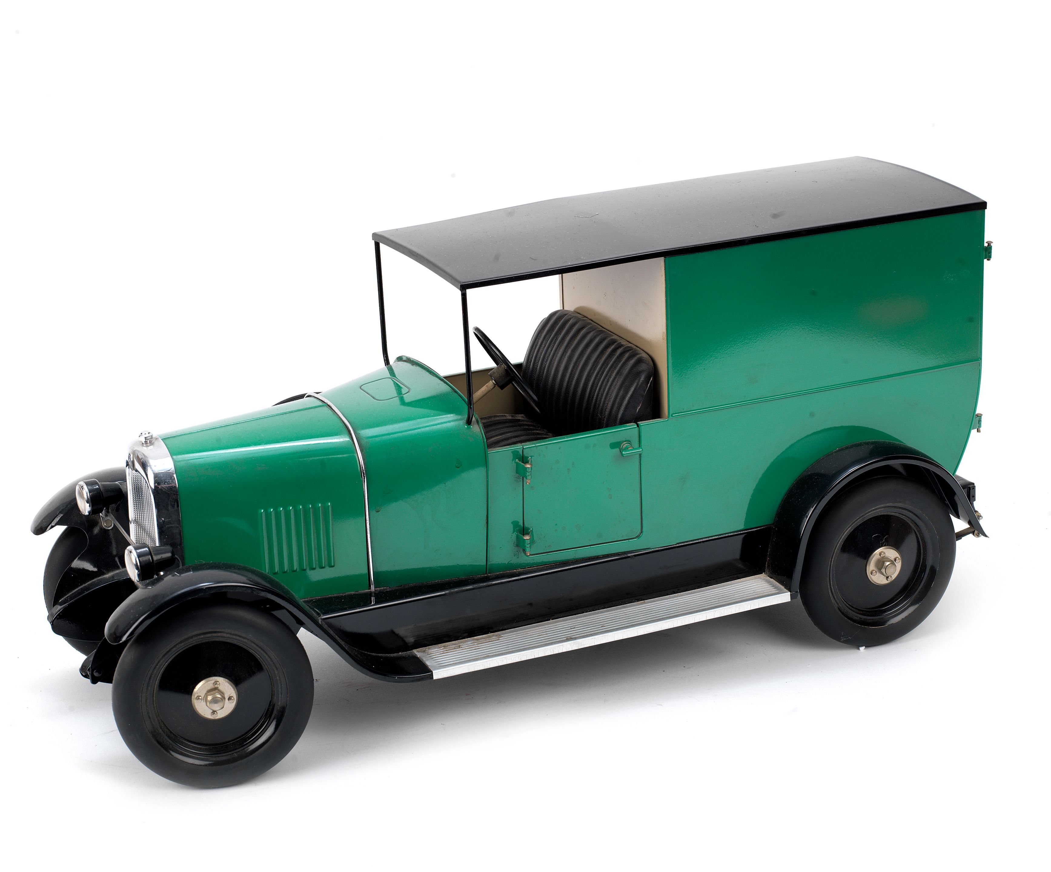 Bonhams Cars : A reproduction powered model of a 1927 Citroen B-14 Van ...