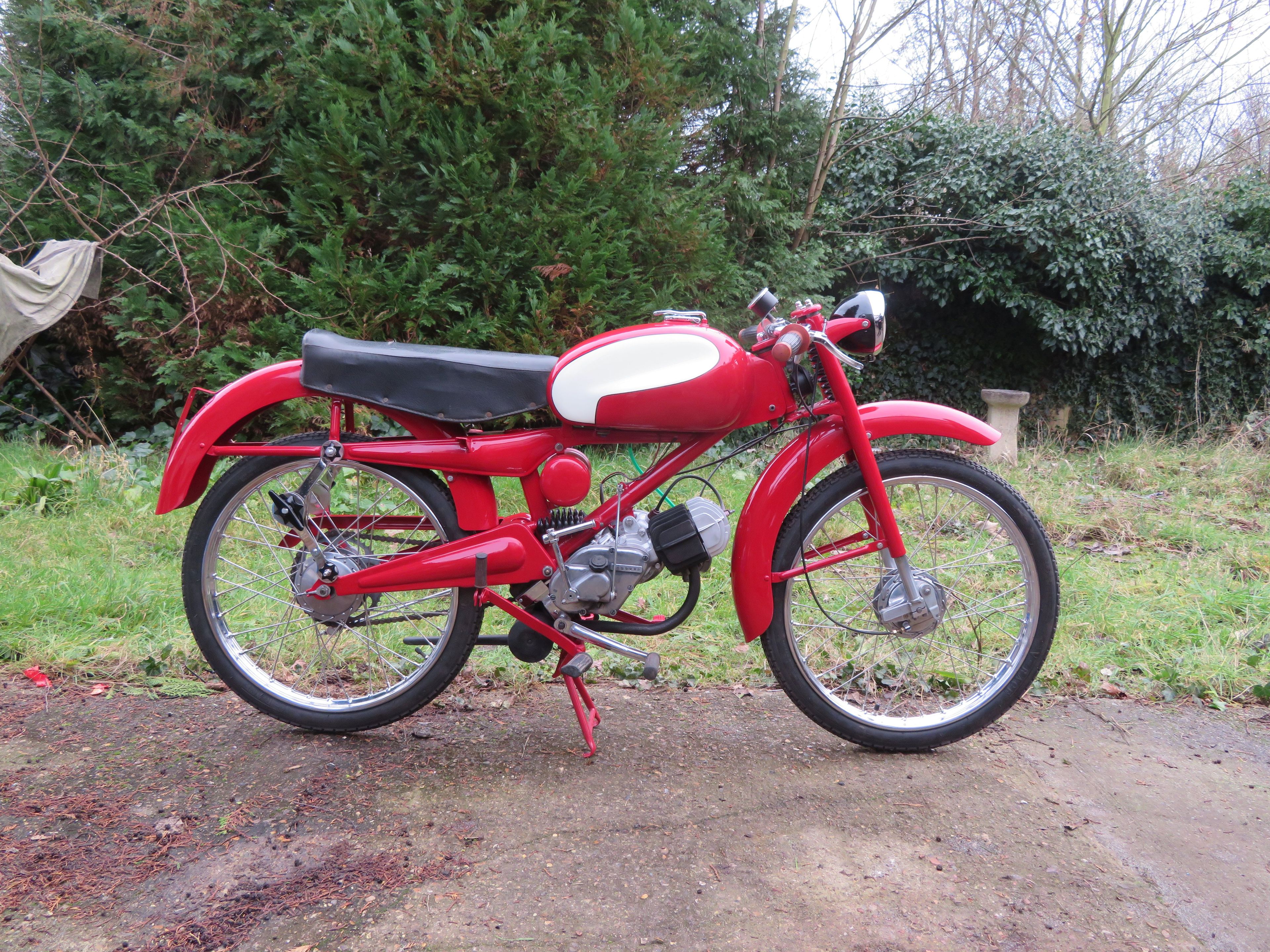 Bonhams Cars : 1957 Moto Guzzi Nuovo Cardellino 73 Lusso Frame no ...