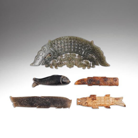 Bonhams : A GROUP OF FIVE JADE FISH AND AMPHIBIAN CARVINGS Western Zhou ...