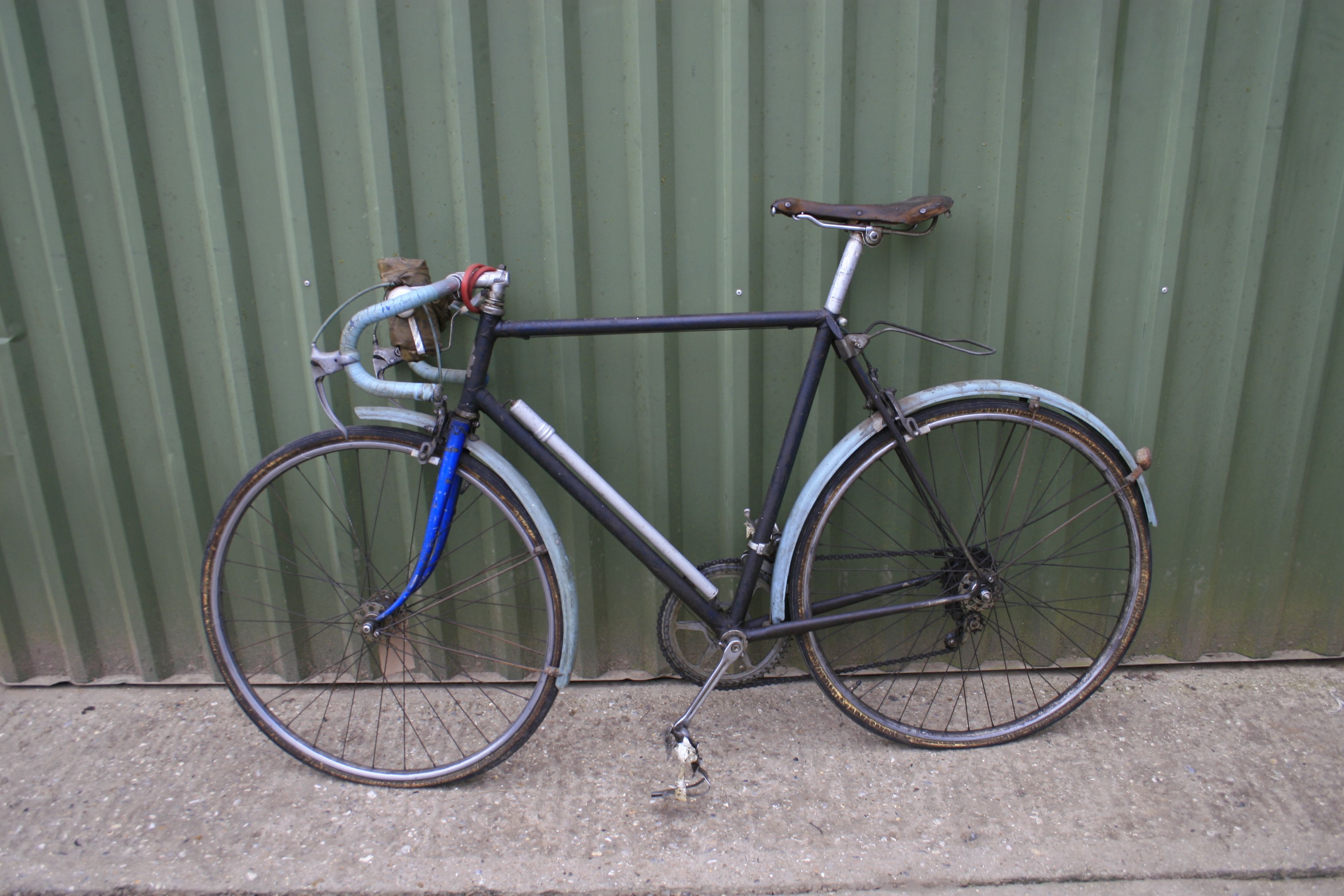 Bonhams Cars : A Claude Butler Gent's touring bicycle,
