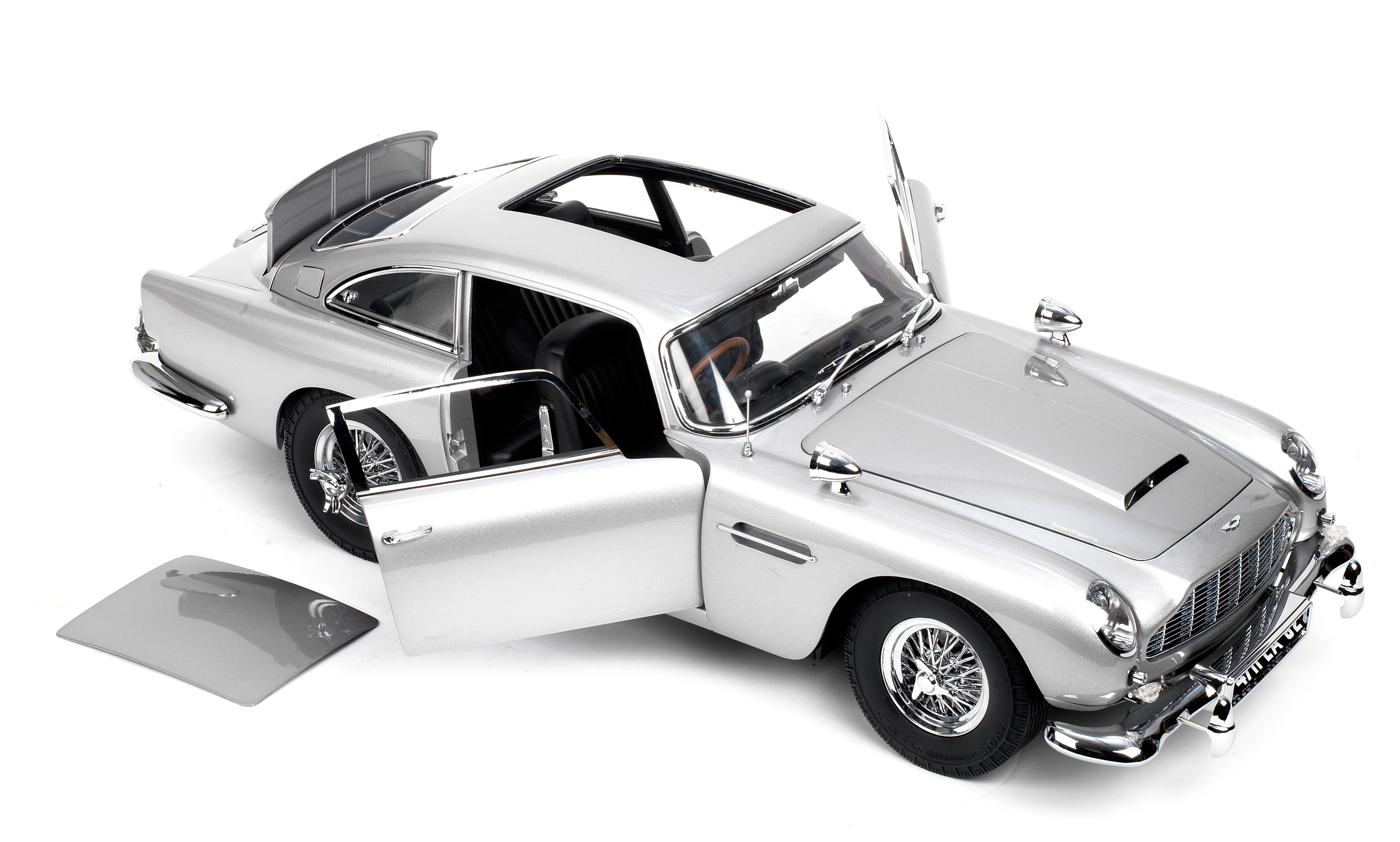 Bonhams Cars : A finely detailed 1:8 scale model of the James Bond ...