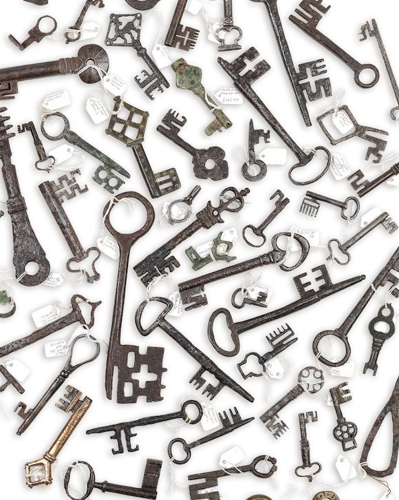 Bonhams : A large group of Roman, Medieval and Renaissance keys (Qty)