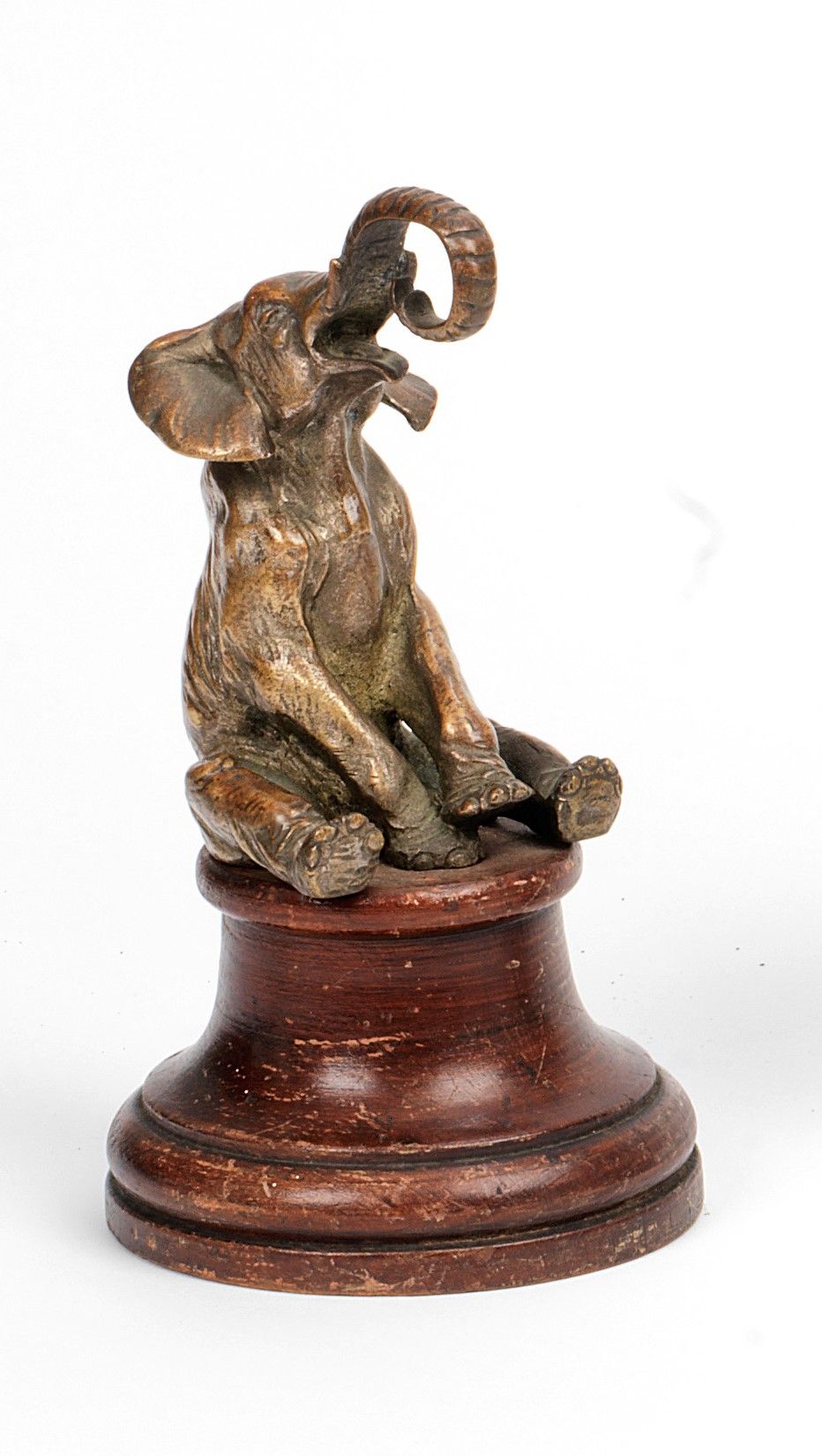 Bonhams Cars : A fine 'Seated Elephant' mascot by A E Lejeunne after ...