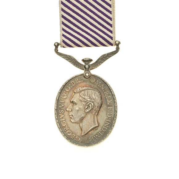 Bonhams : Distinguished Flying Medal,
