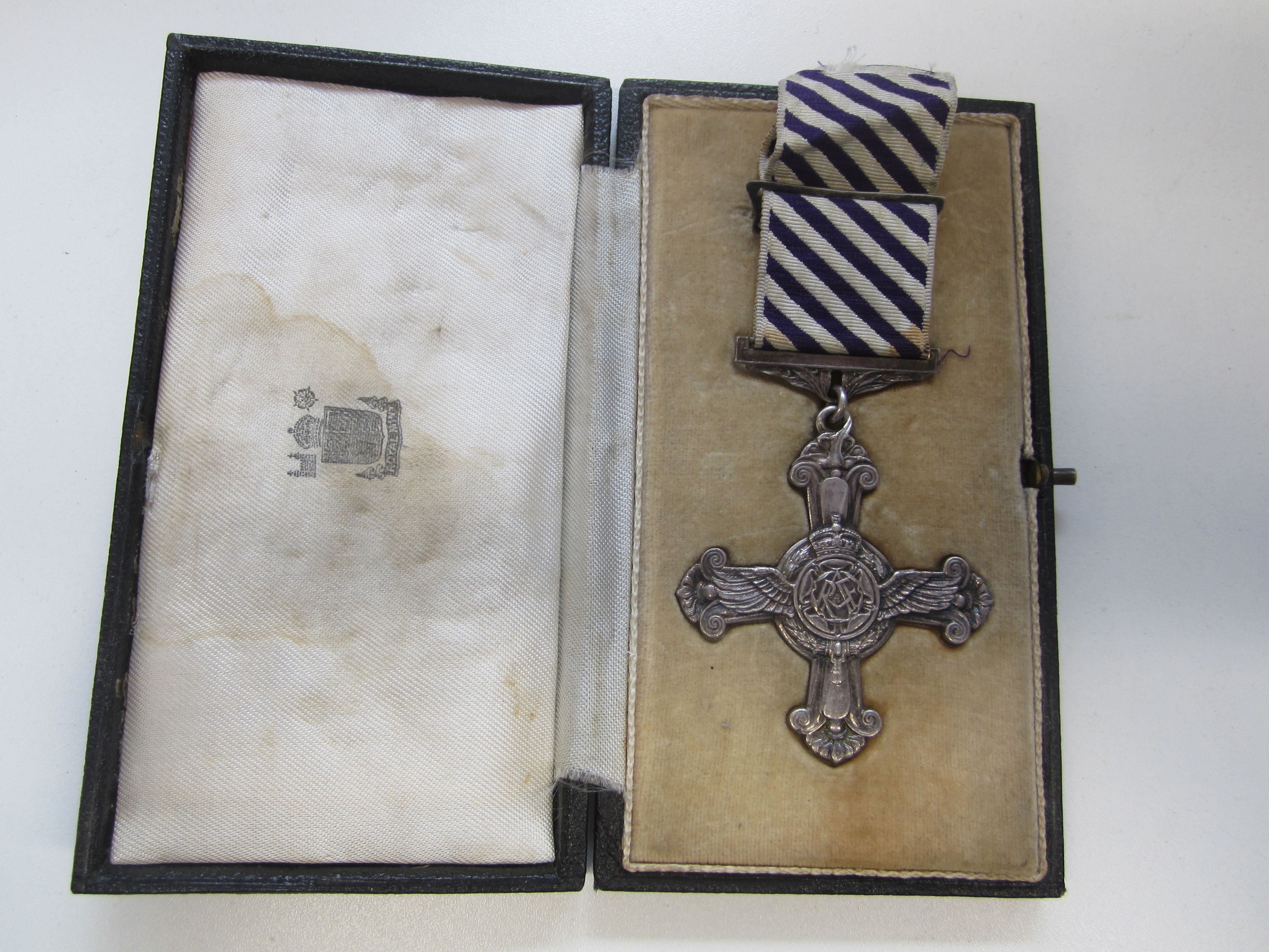 Bonhams : Distinguished Flying Cross,