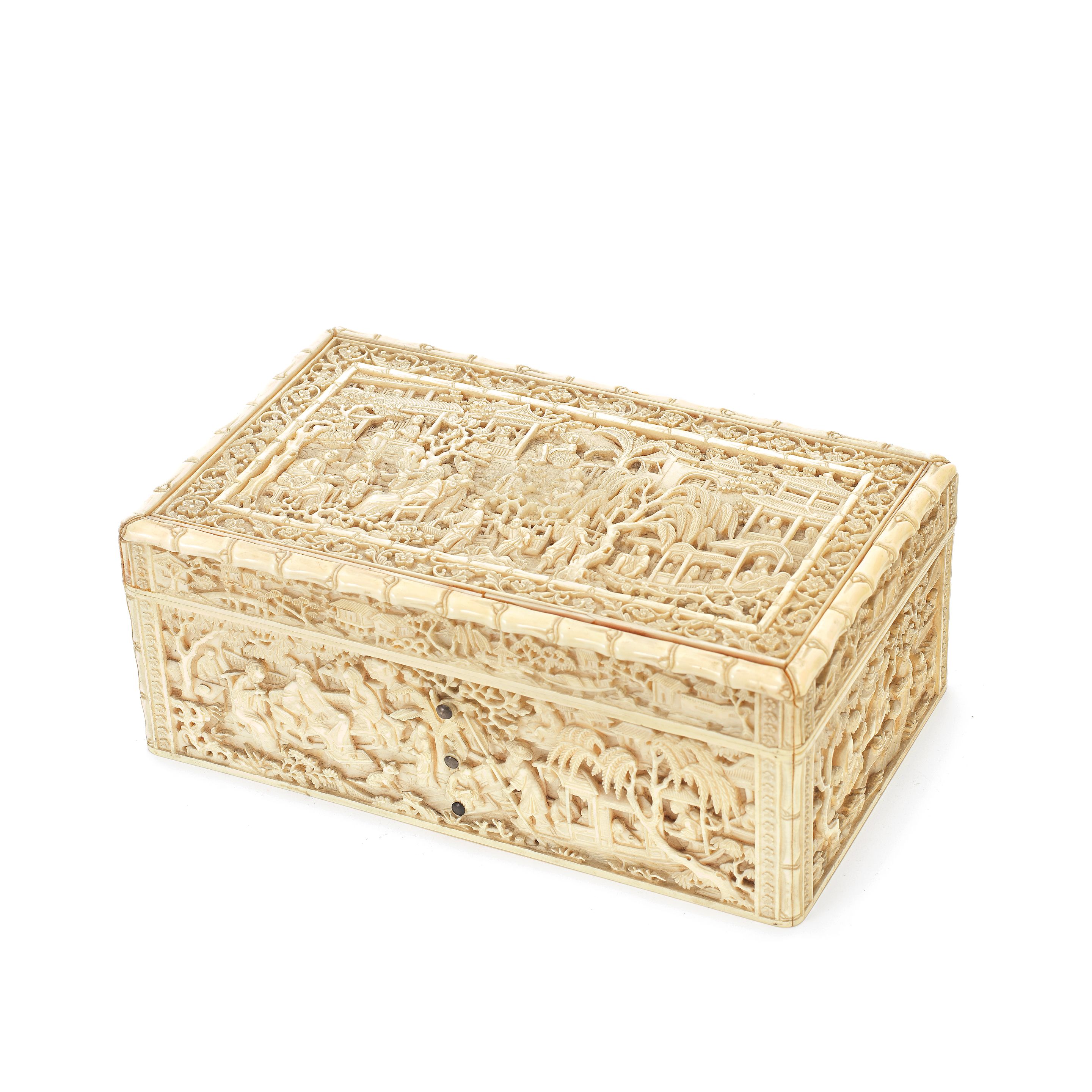 Bonhams : A CARVED IVORY BOX AND HINGED COVER Early 19th century