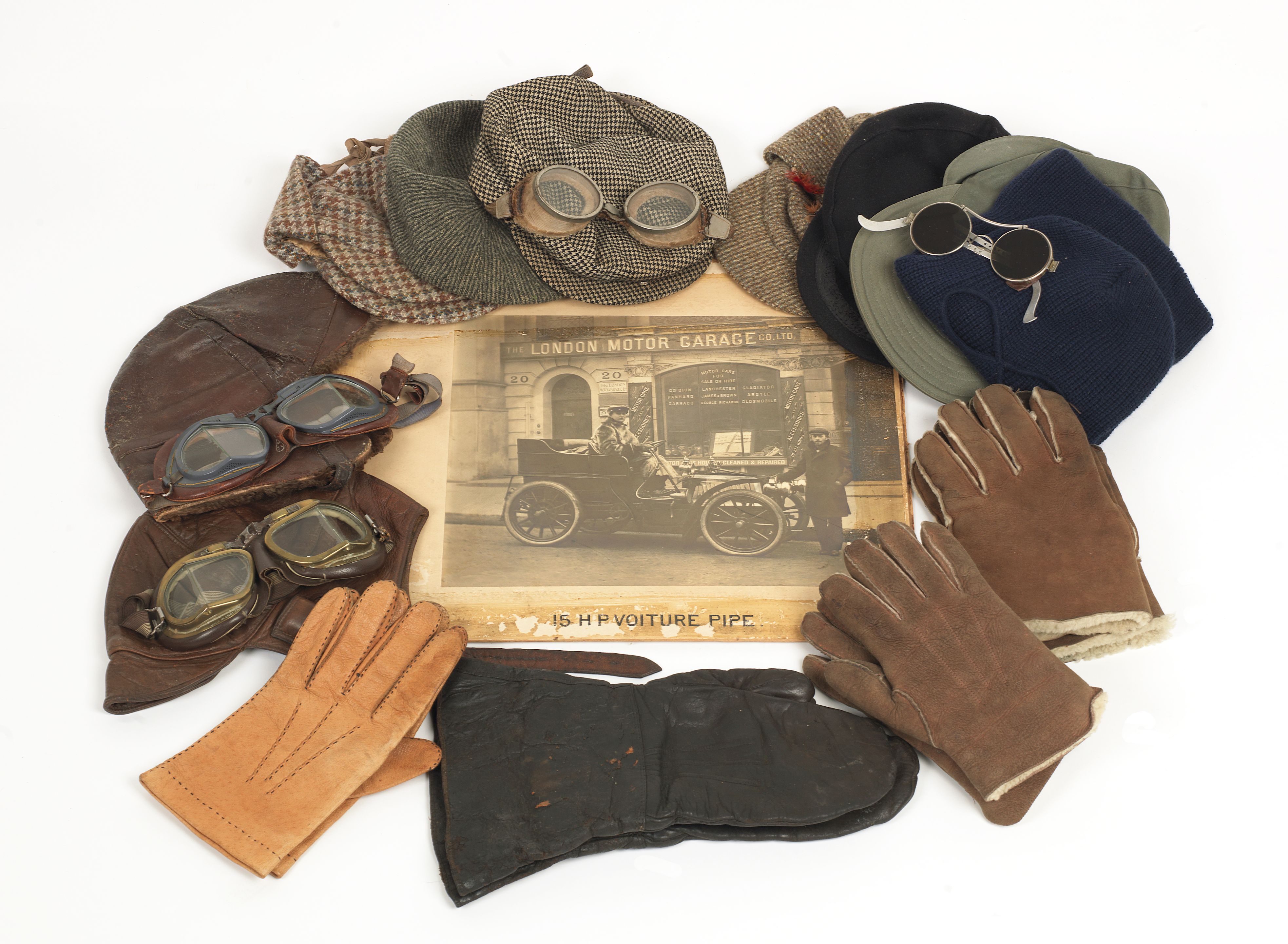 Bonhams Cars : Period motoring wear, ((Qty))