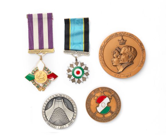 Bonhams : A group of ten medals and commmemorative plaques for sporting ...