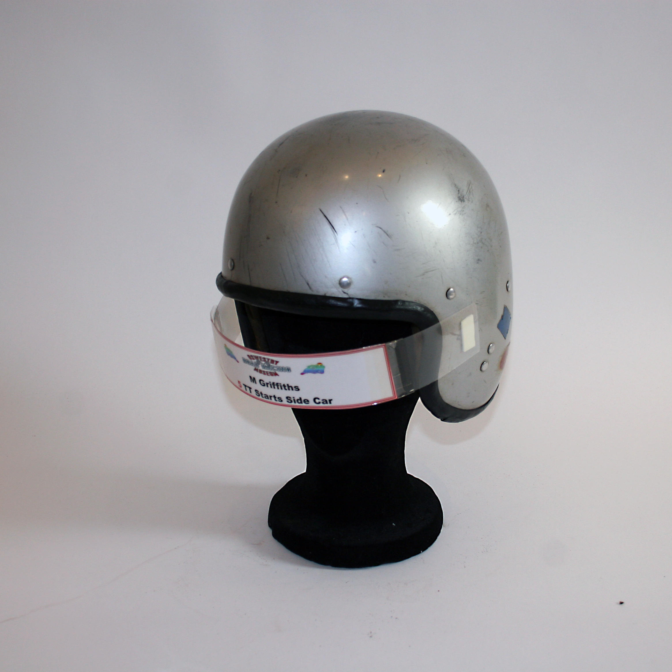 Mike Griffiths: An Everoak Racemaster - auctions & price archive