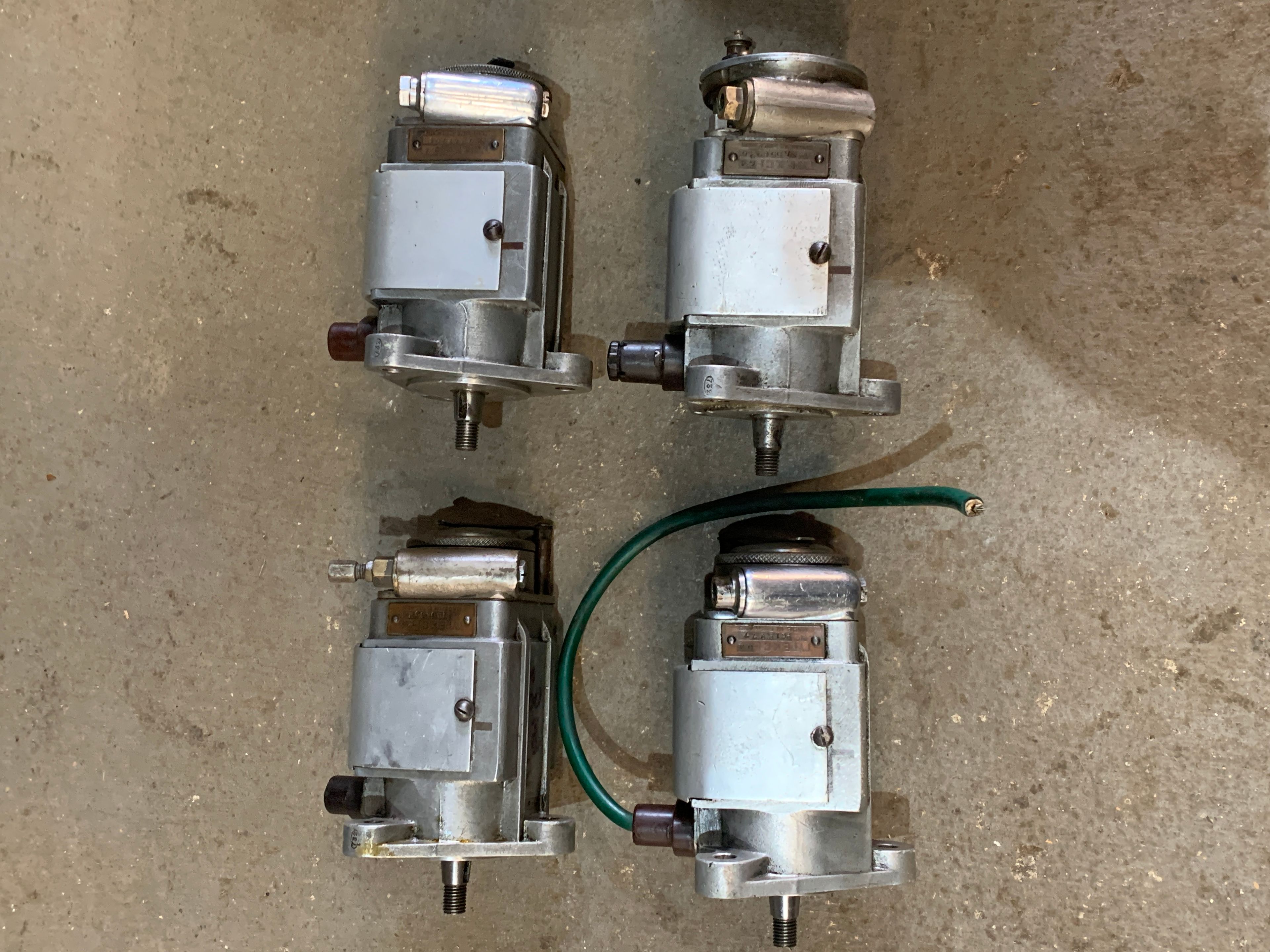 Bonhams Cars : Four BTH single cylinder magnetos ((4))