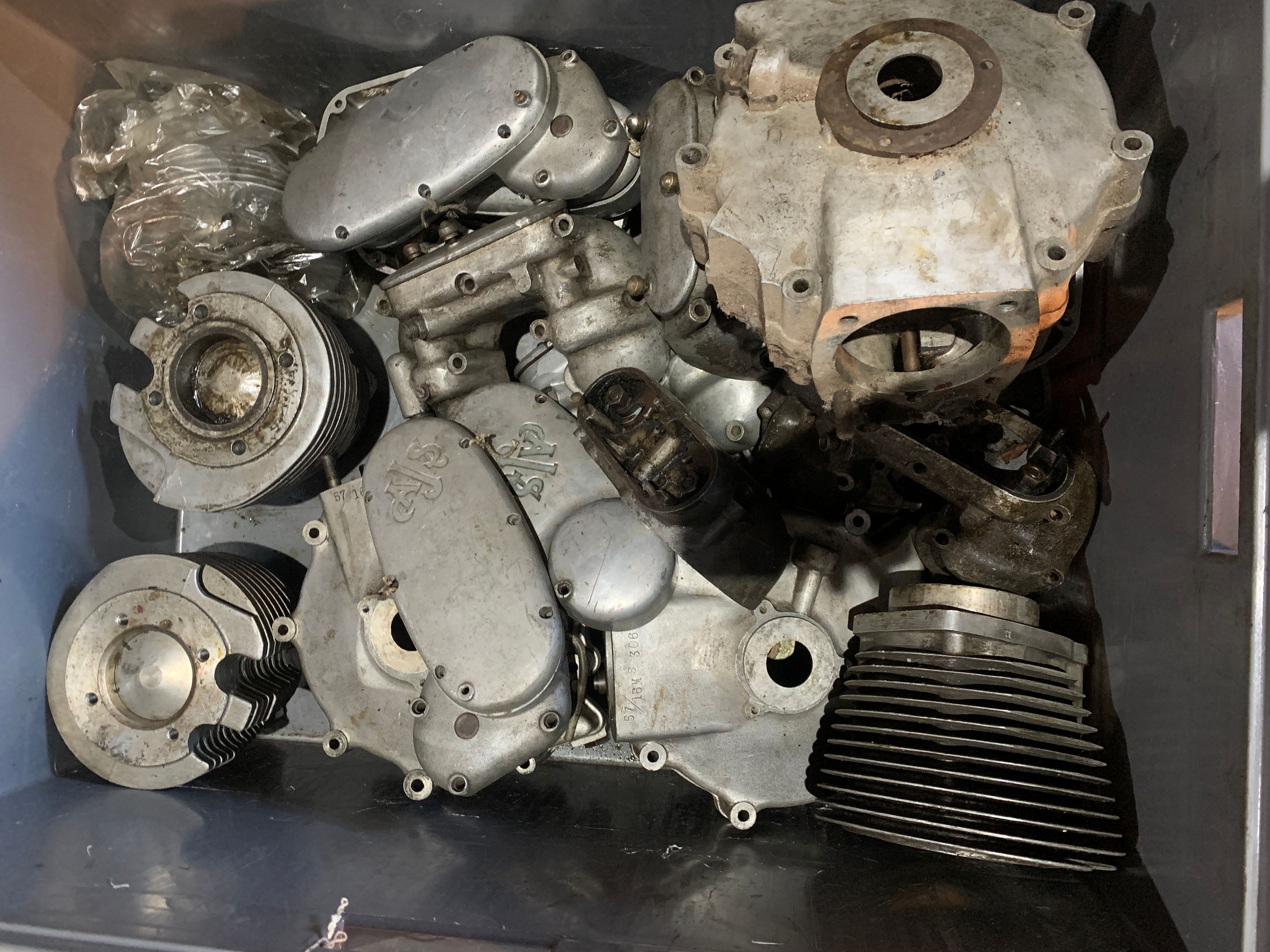 Bonhams Cars : A quantity of AJS/Matchless engine components ((Qty))