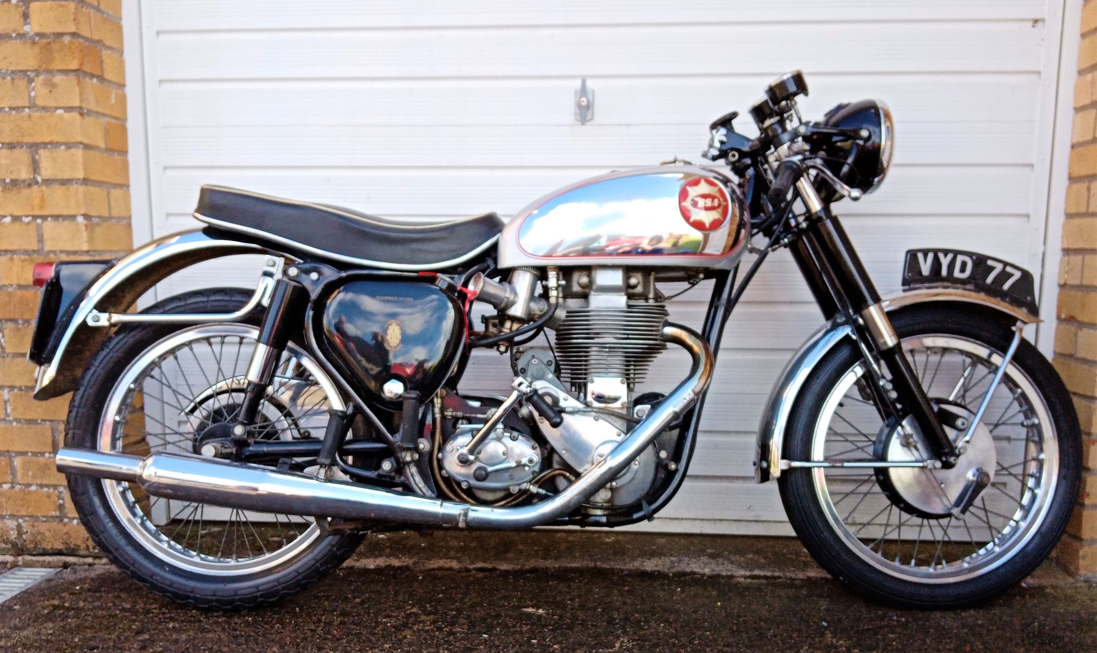 Bonhams Cars : 1953/58 BSA 500cc Gold Star Frame no. BB32A 141 Engine ...