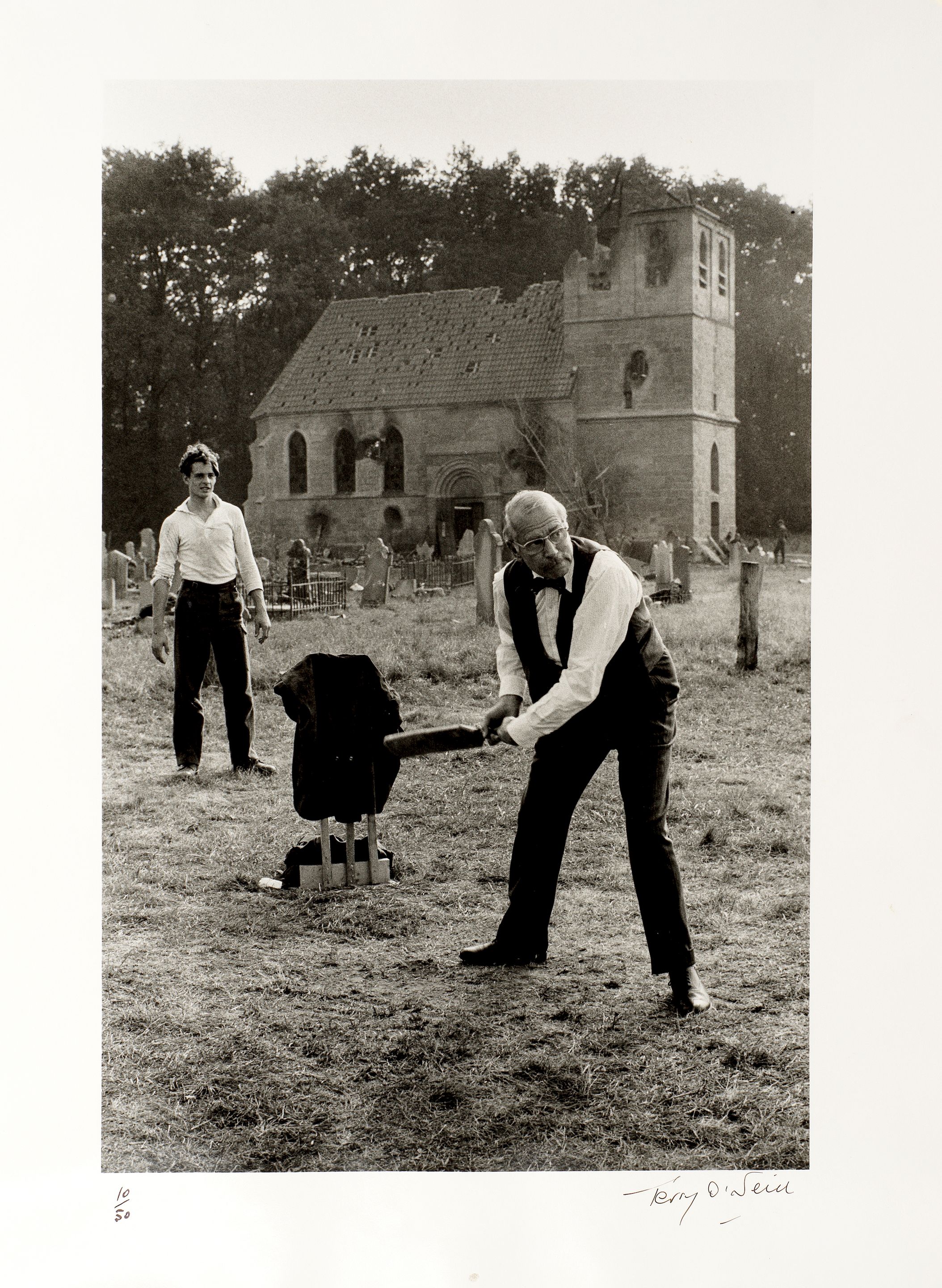Bonhams : Terry O'Neill (British, 1938-2019) Sir Laurence Olivier ...