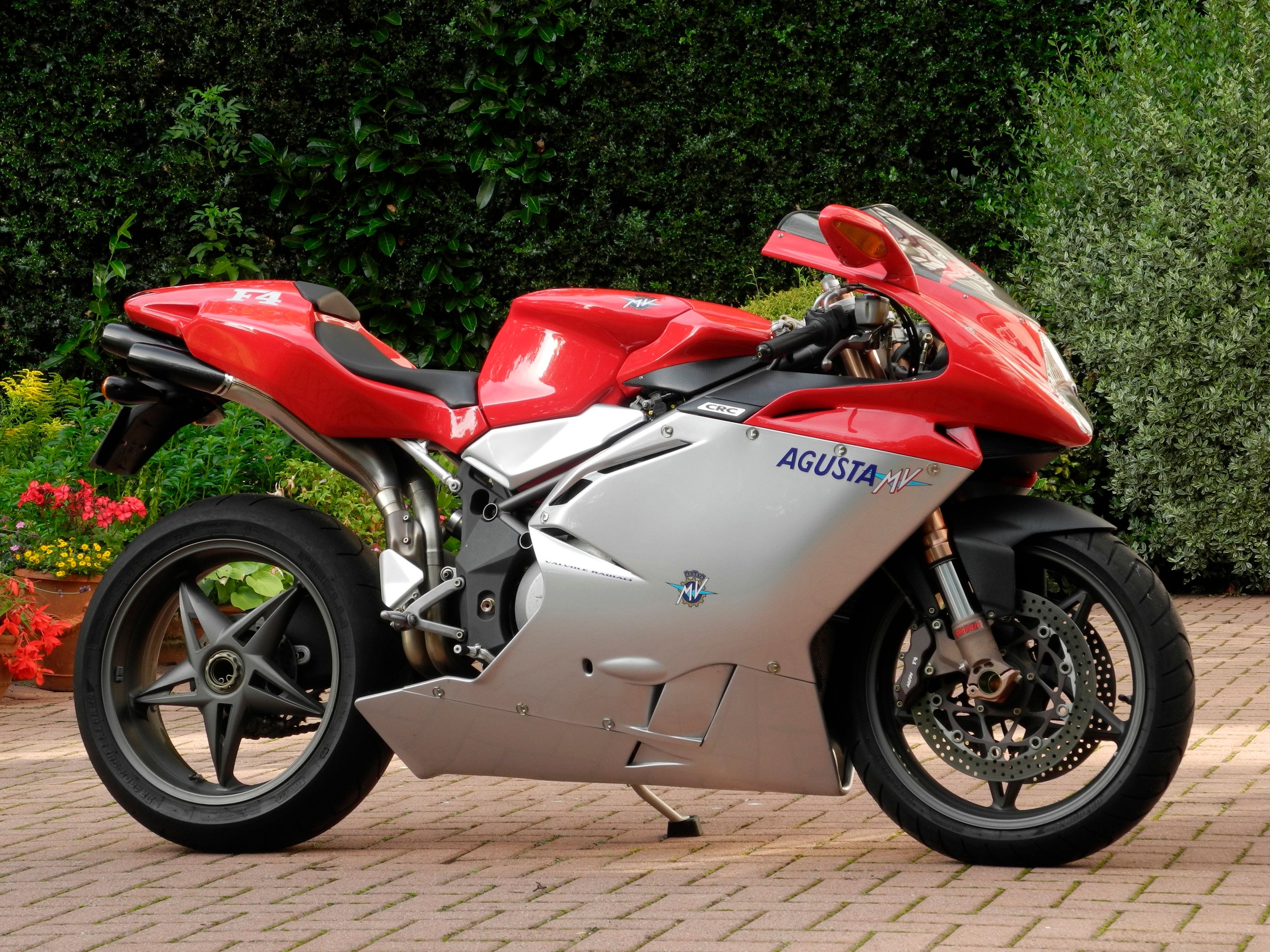 Bonhams Cars : Only 2,391 miles from new,2000 MV Agusta 750cc F4S Frame no. ZCGF401BAYV001445 ...