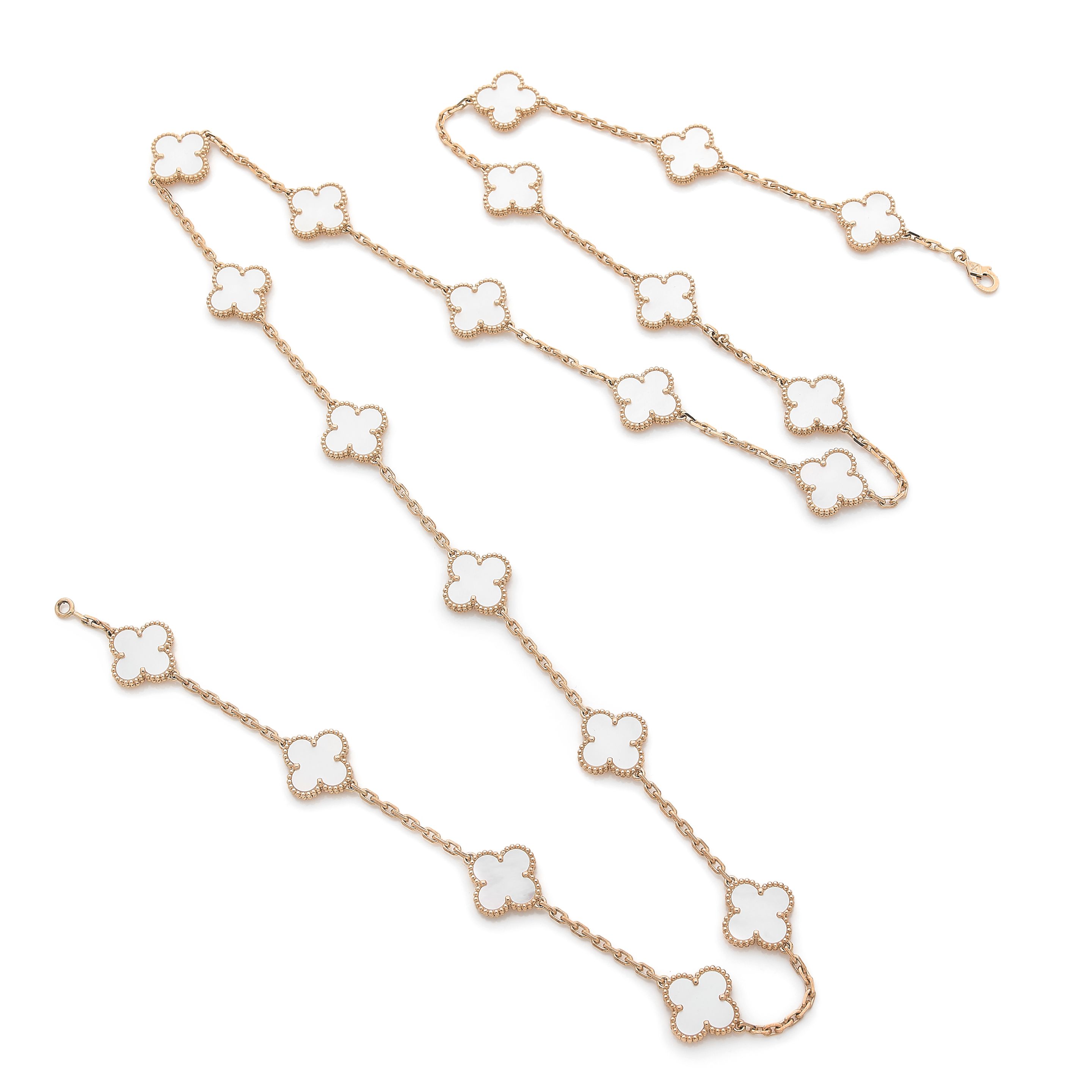 Bonhams : VAN CLEEF & ARPELS SAUTOIR NACRE, ALHAMBRA