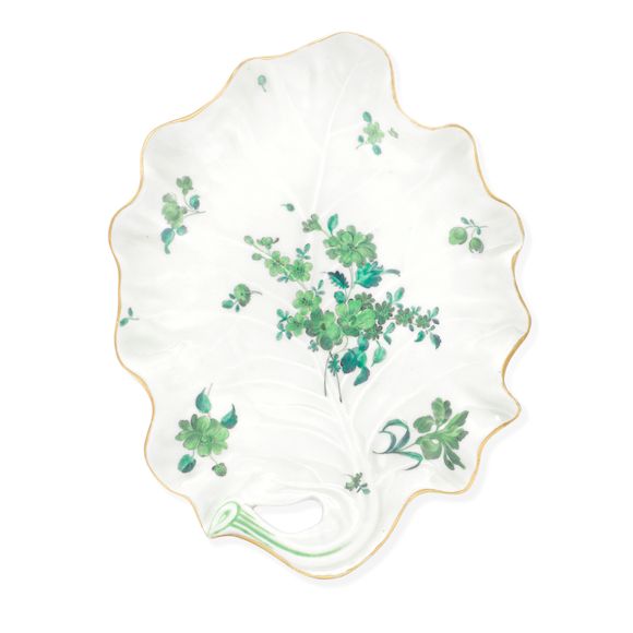 Bonhams : A Worcester leaf dish, circa 1770-75