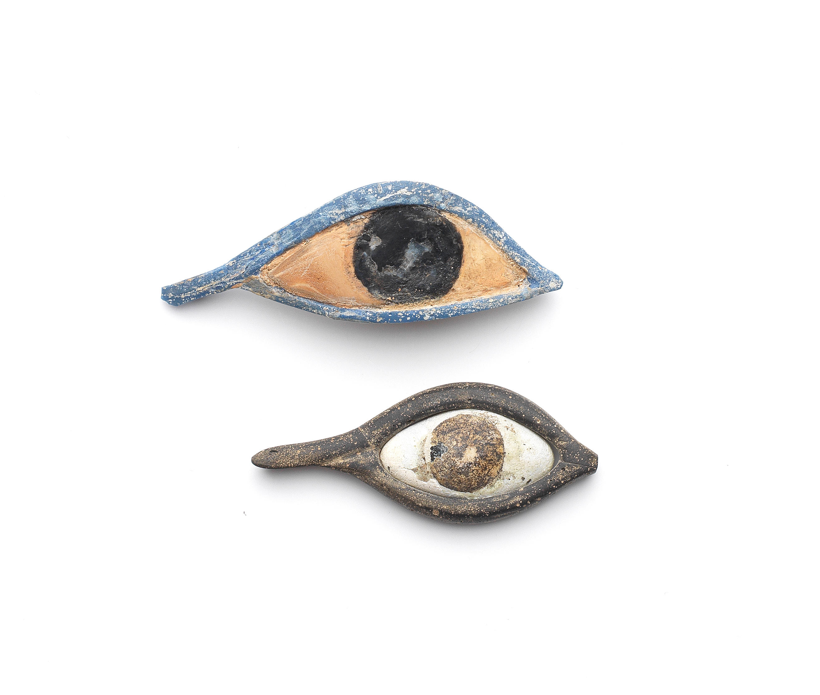 Bonhams : Two Egyptian glass eye inlays 2