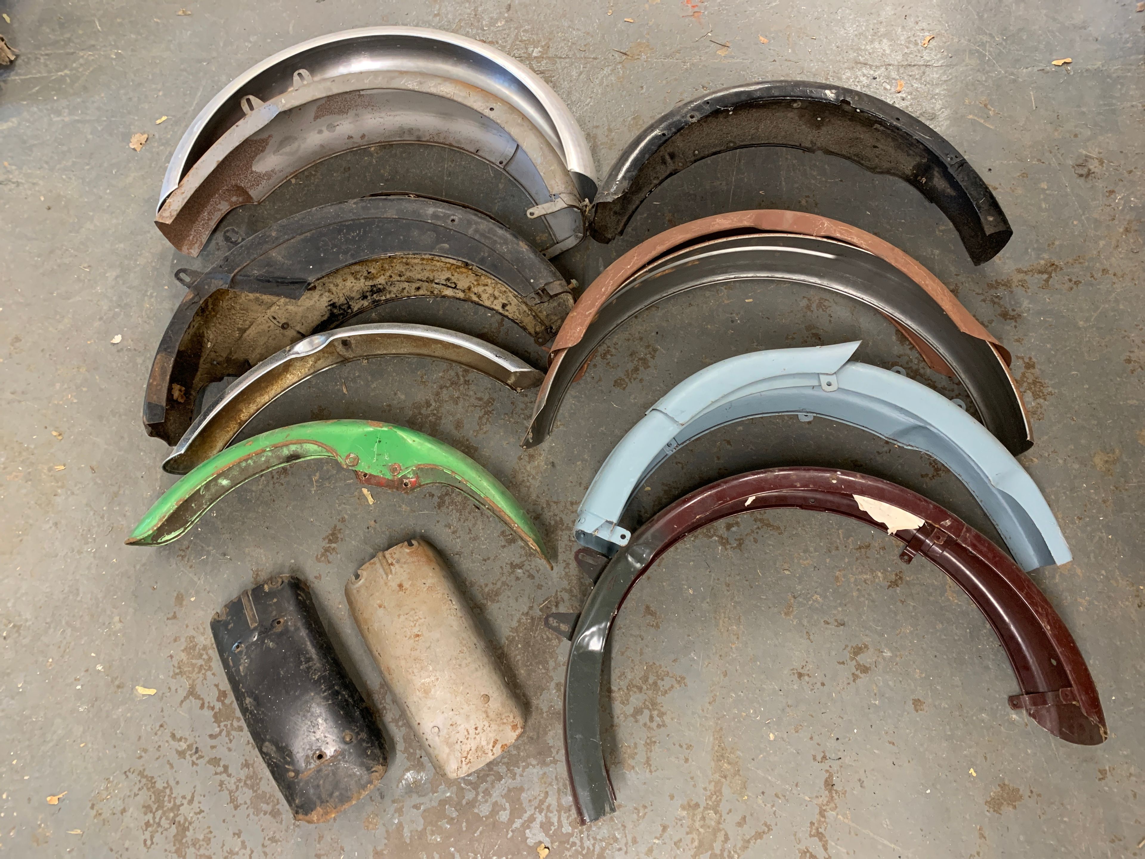 Bonhams Cars : A quantity of mudguards ((Qty))