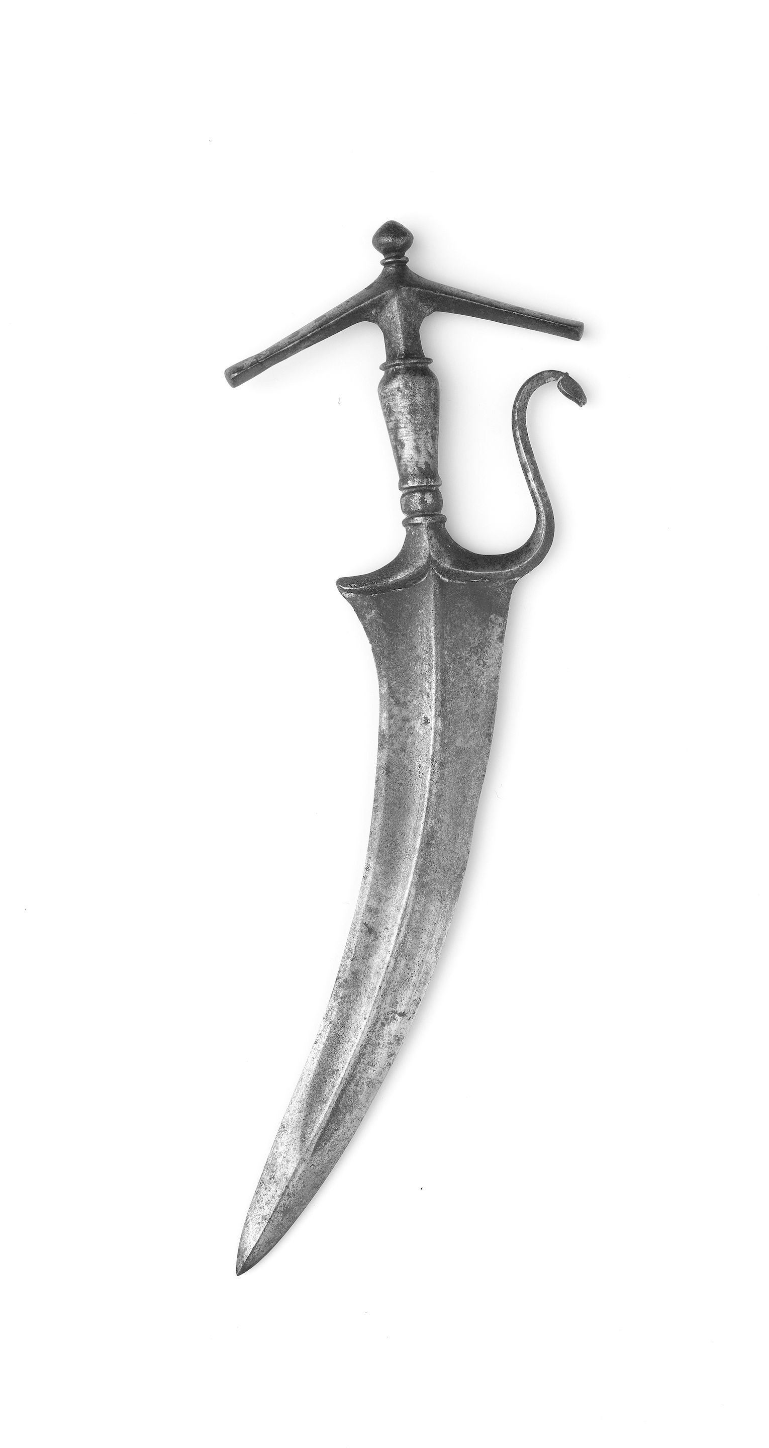 Bonhams : A steel dagger (jambiyya) Rajasthan, early 17th Century