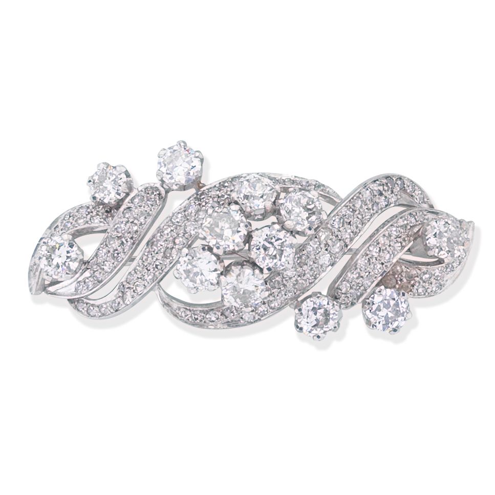 Bonhams : DIAMOND-SET BROOCH