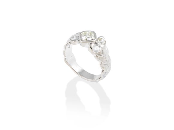 Bonhams : PHILIPPE COMOY BAGUE DIAMANTS