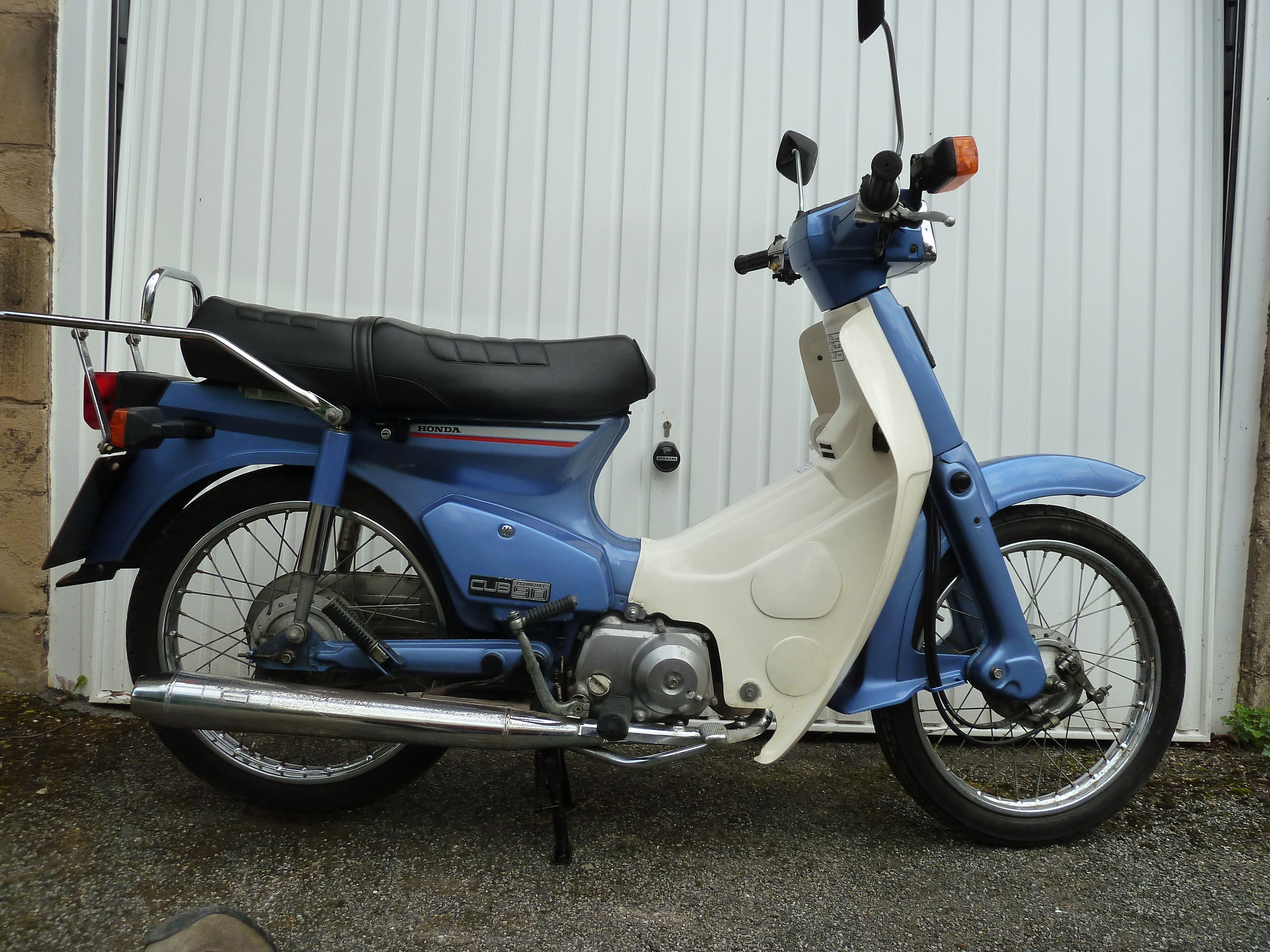 Bonhams Cars : 1995 Honda C90 Cub Frame no. HA025305984 Engine no ...