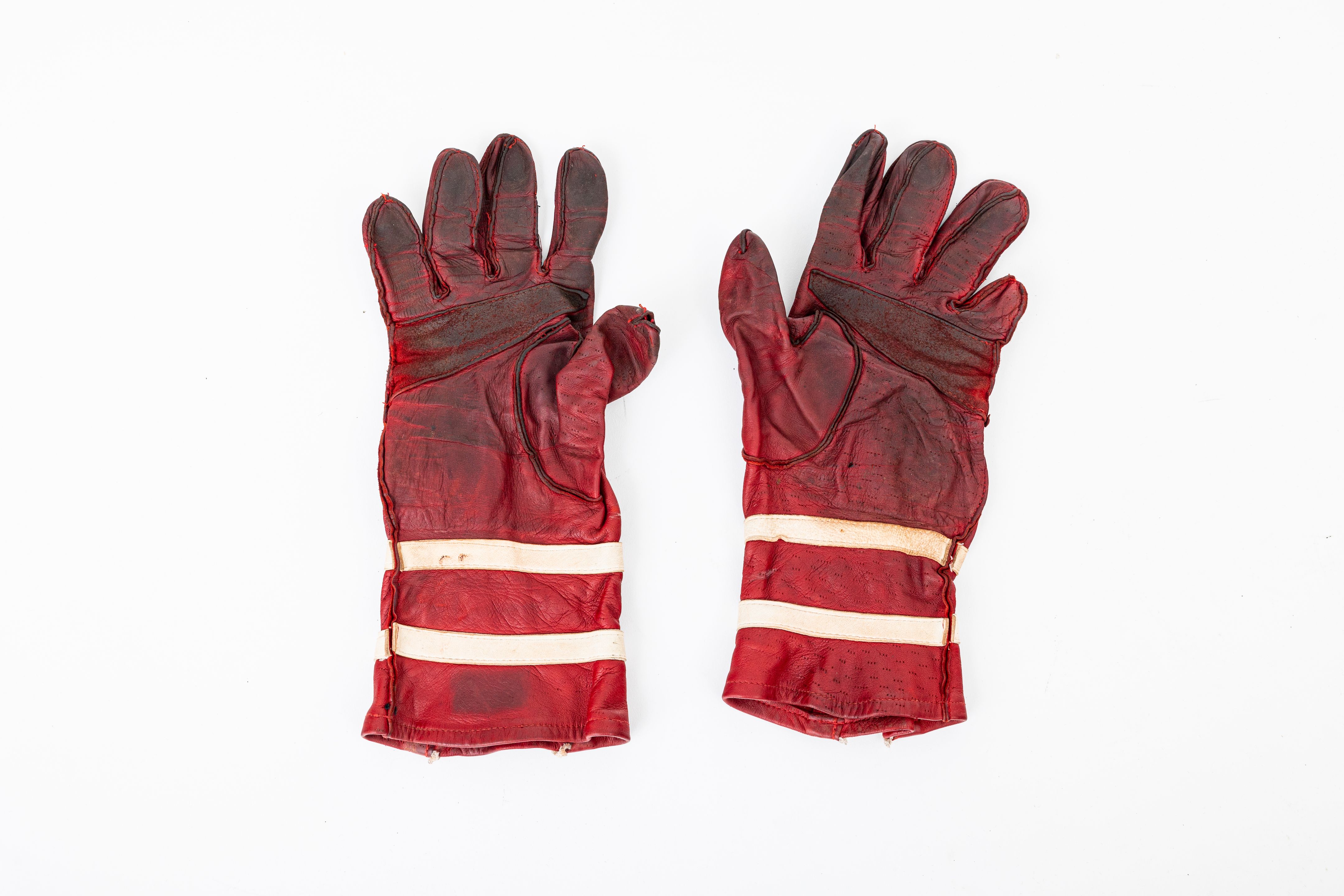 Bonhams Cars : A set of Barry Sheene race worn gloves ((2))