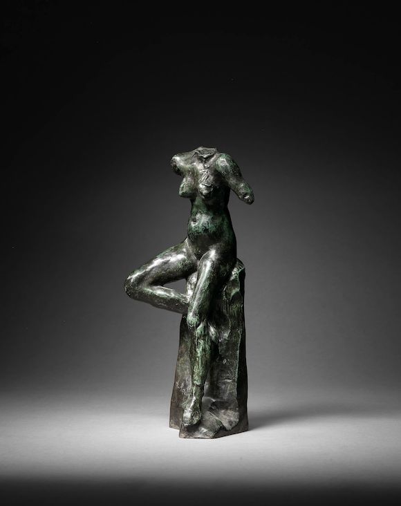 Bonhams : AUGUSTE RODIN (1840-1917) Nu féminin assis, petit modèle dit ...