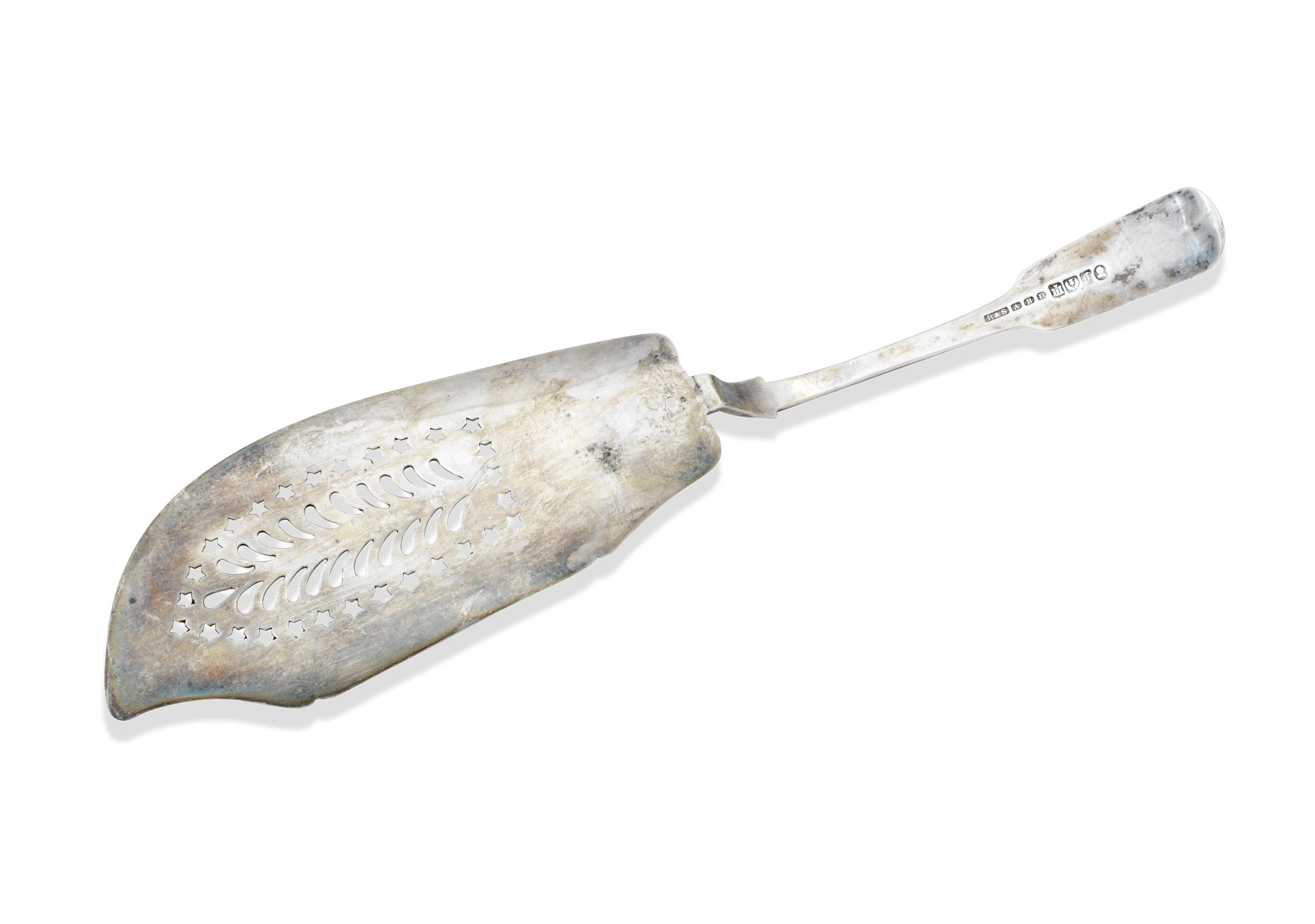 Bonhams : A VICTORIAN FIDDLE PATTERN FISH SLICE By Rettie and Son with ...