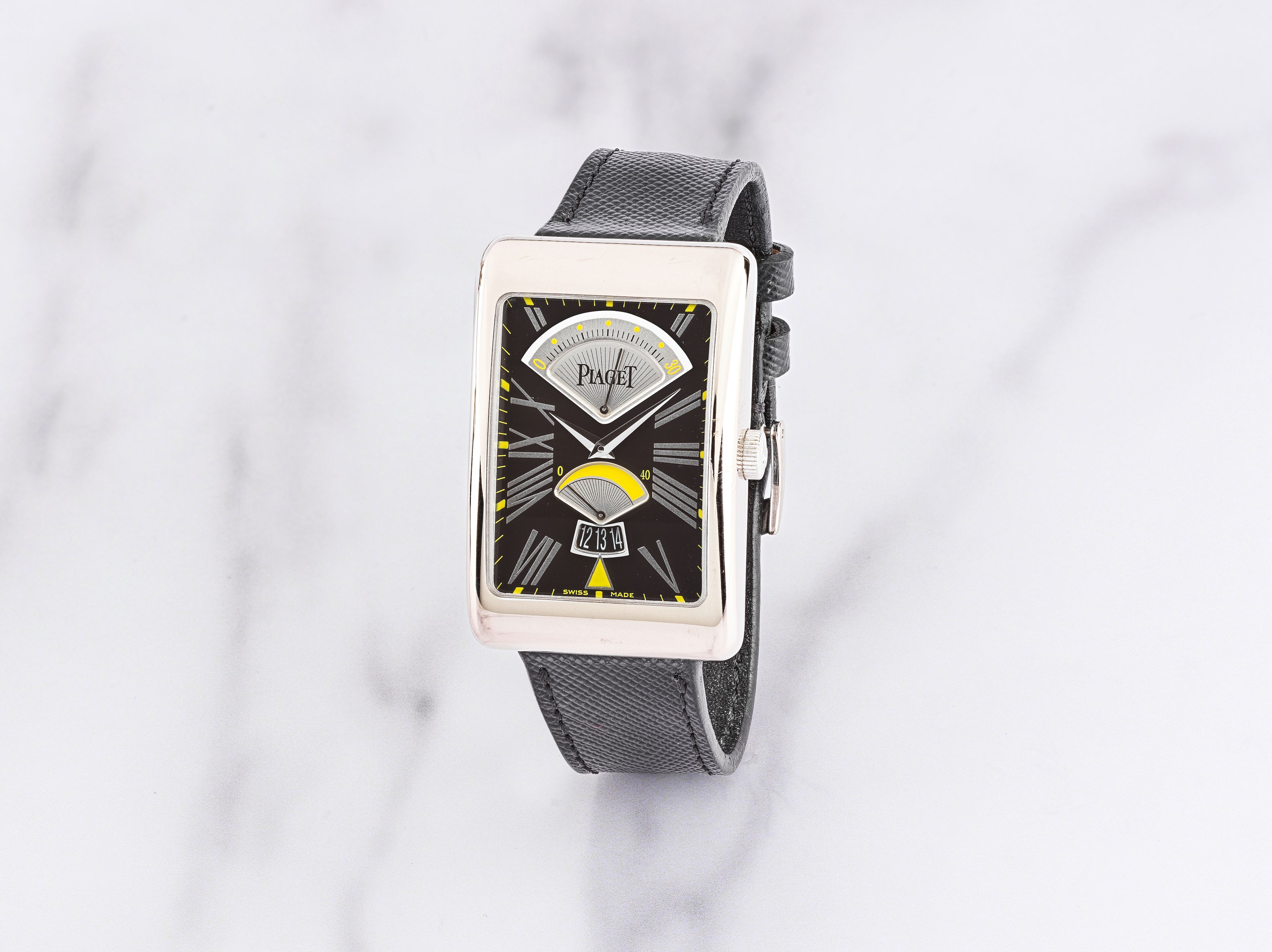 Bonhams : Piaget. Montre bracelet en or blanc 18K (750) rectangulaire ...