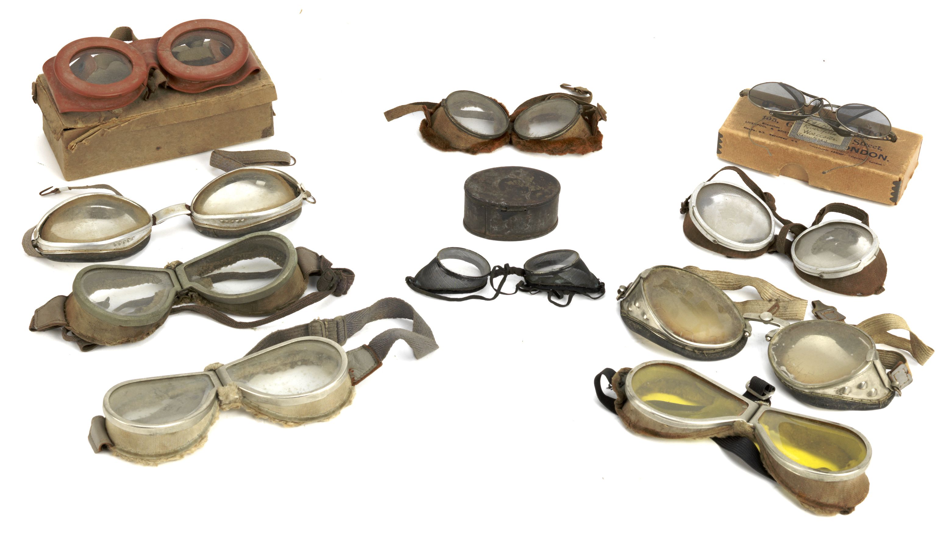 Bonhams Cars : Assorted early motoring goggles, ((10))