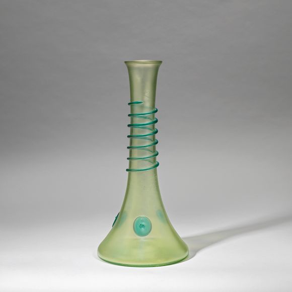 Bonhams : Loetz Tall iridescent 'Orpheus' glass vase, PN 11-1030, circa ...