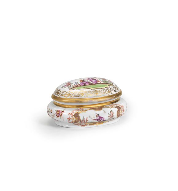 Bonhams : A Meissen oval sugar box and cover, circa 1723-24