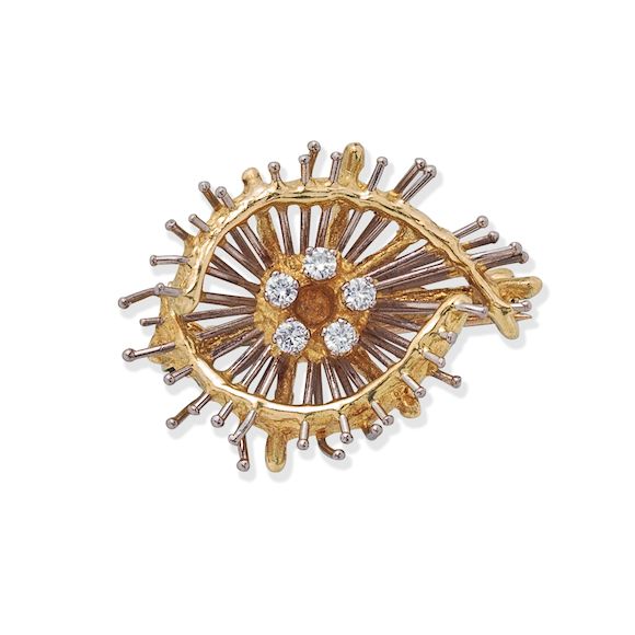 Bonhams : DAVID THOMAS: DIAMOND-SET BROOCH,