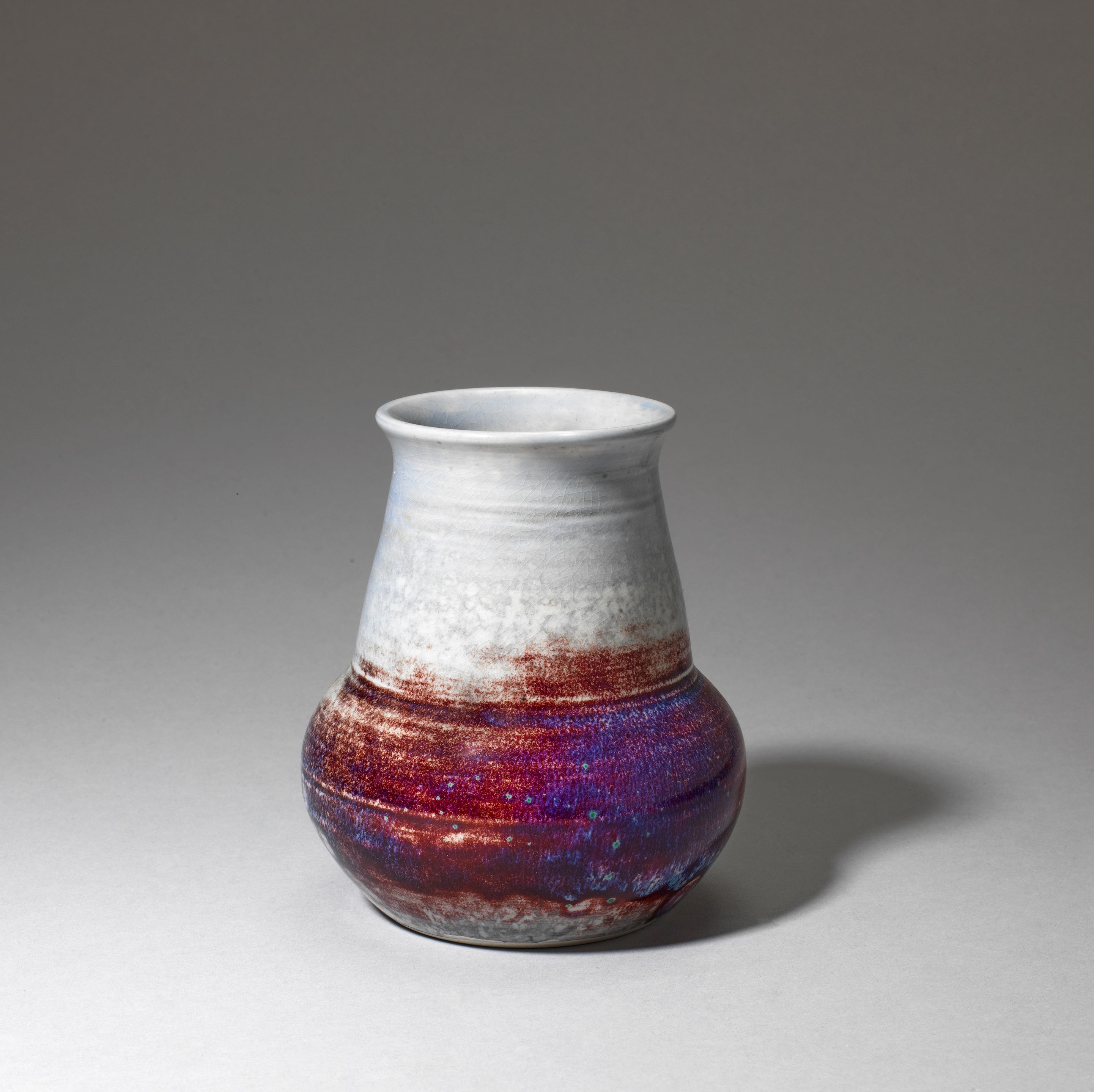 Bonhams : Ruskin Pottery Vase, model no. 54, 1927