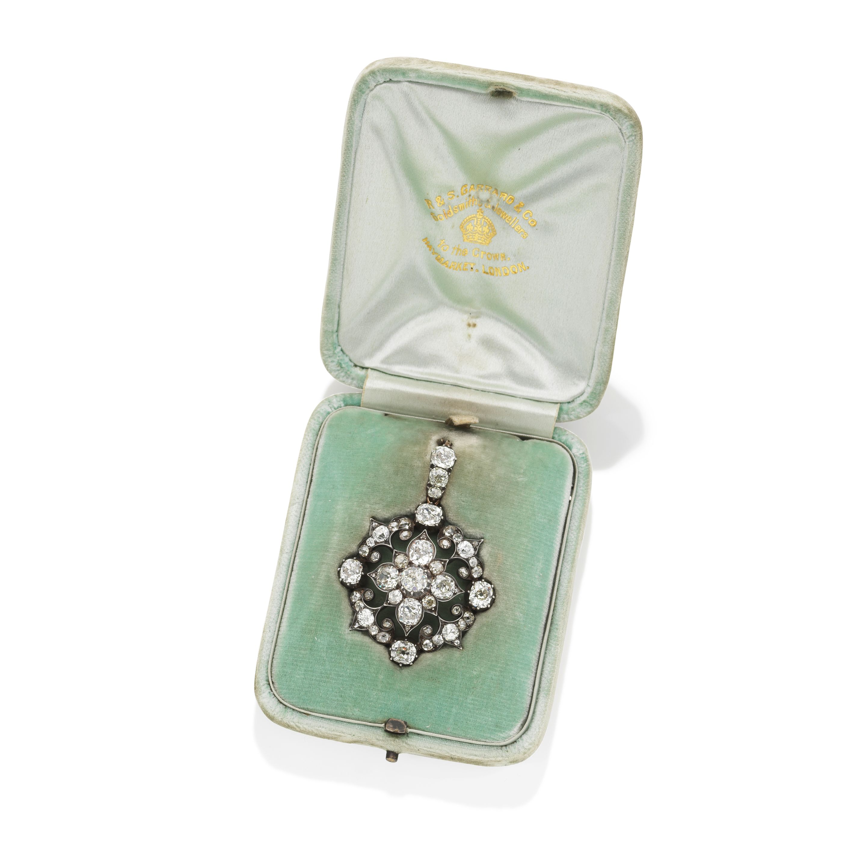 Bonhams : DIAMOND CLUSTER BROOCH/PENDANT, LATE 19TH CENTURY