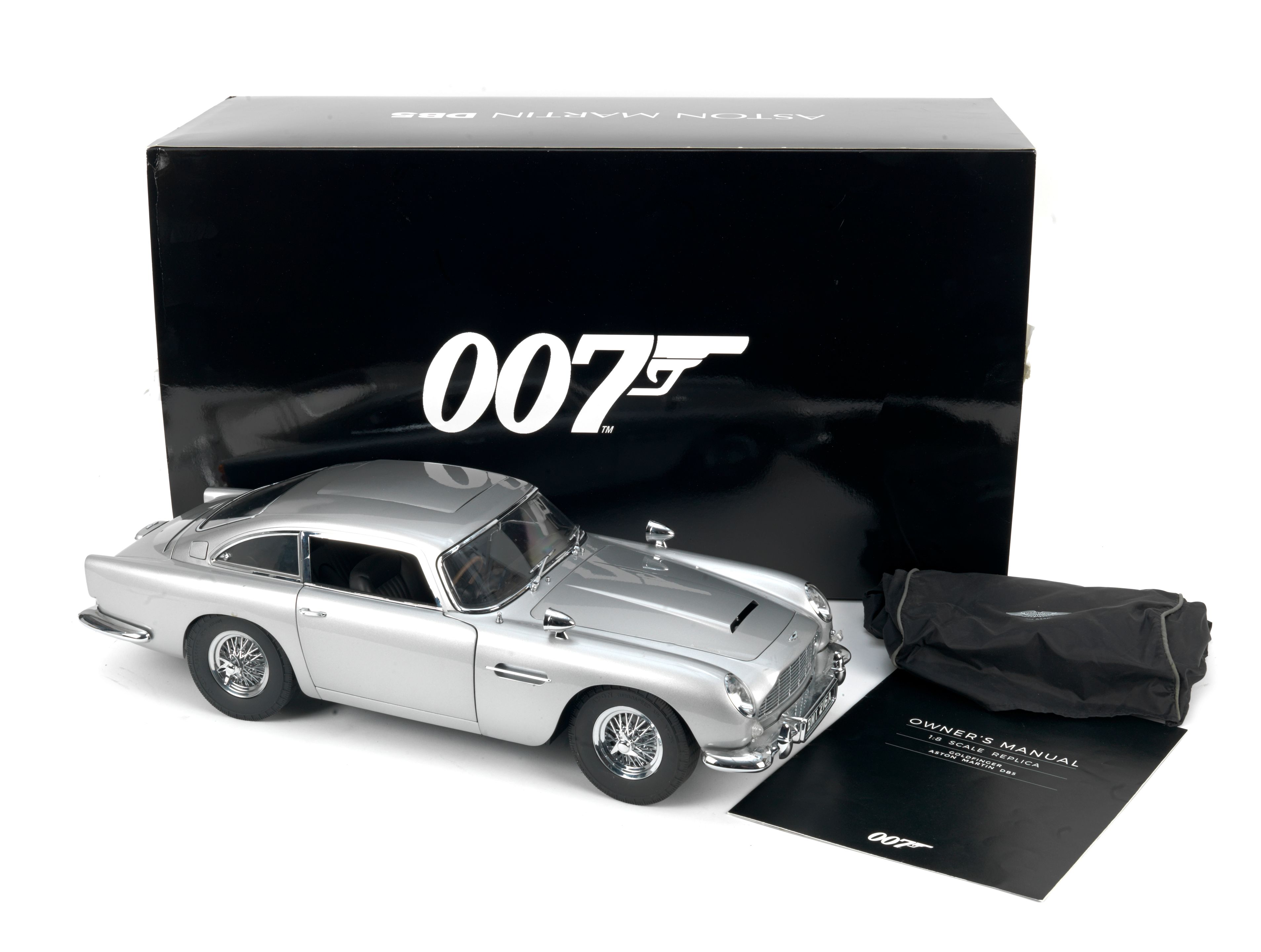 Bonhams Cars : A boxed finely detailed 1:8 scale model of the James ...