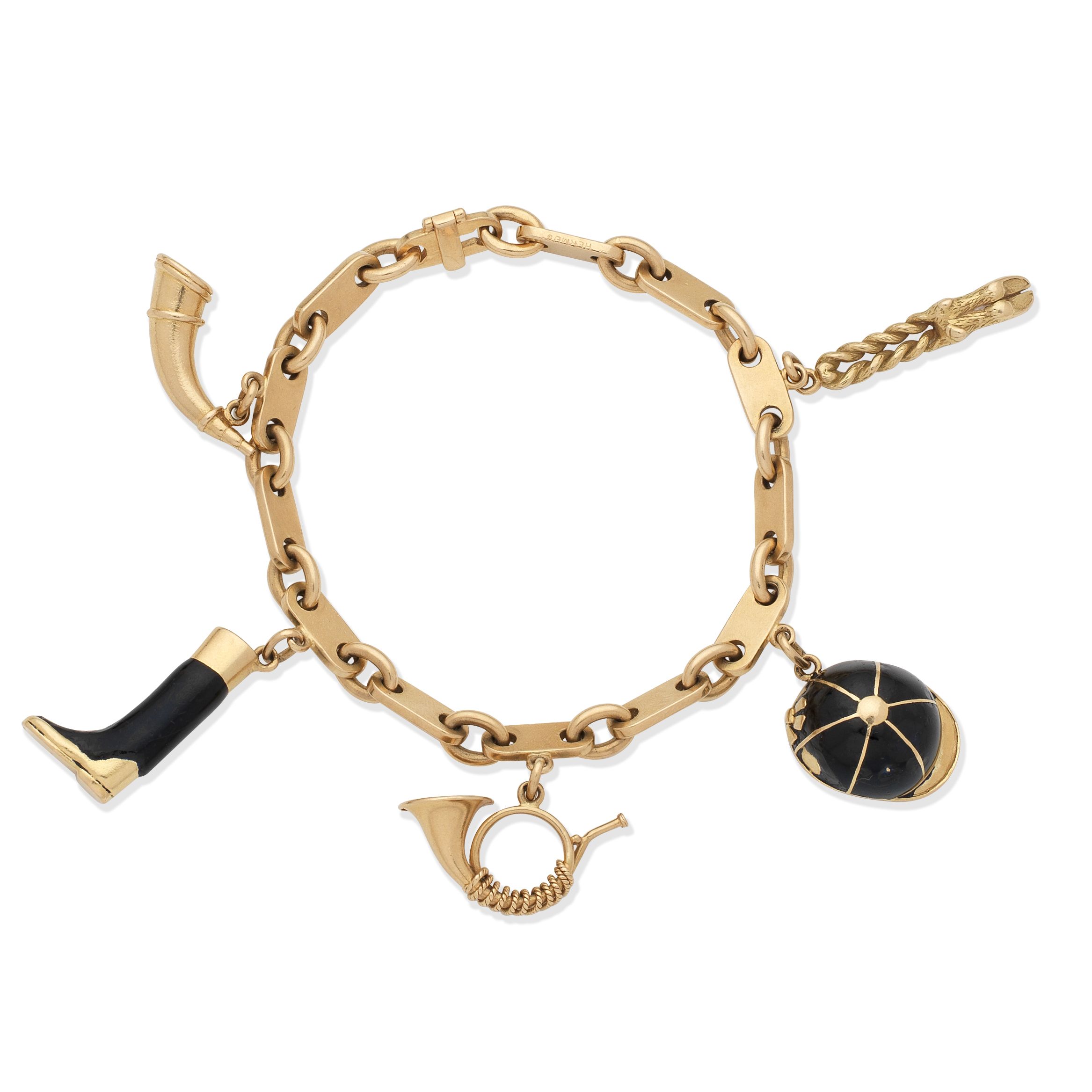 Bonhams : Hermès a 18K Gold Hunting Charm Bracelet