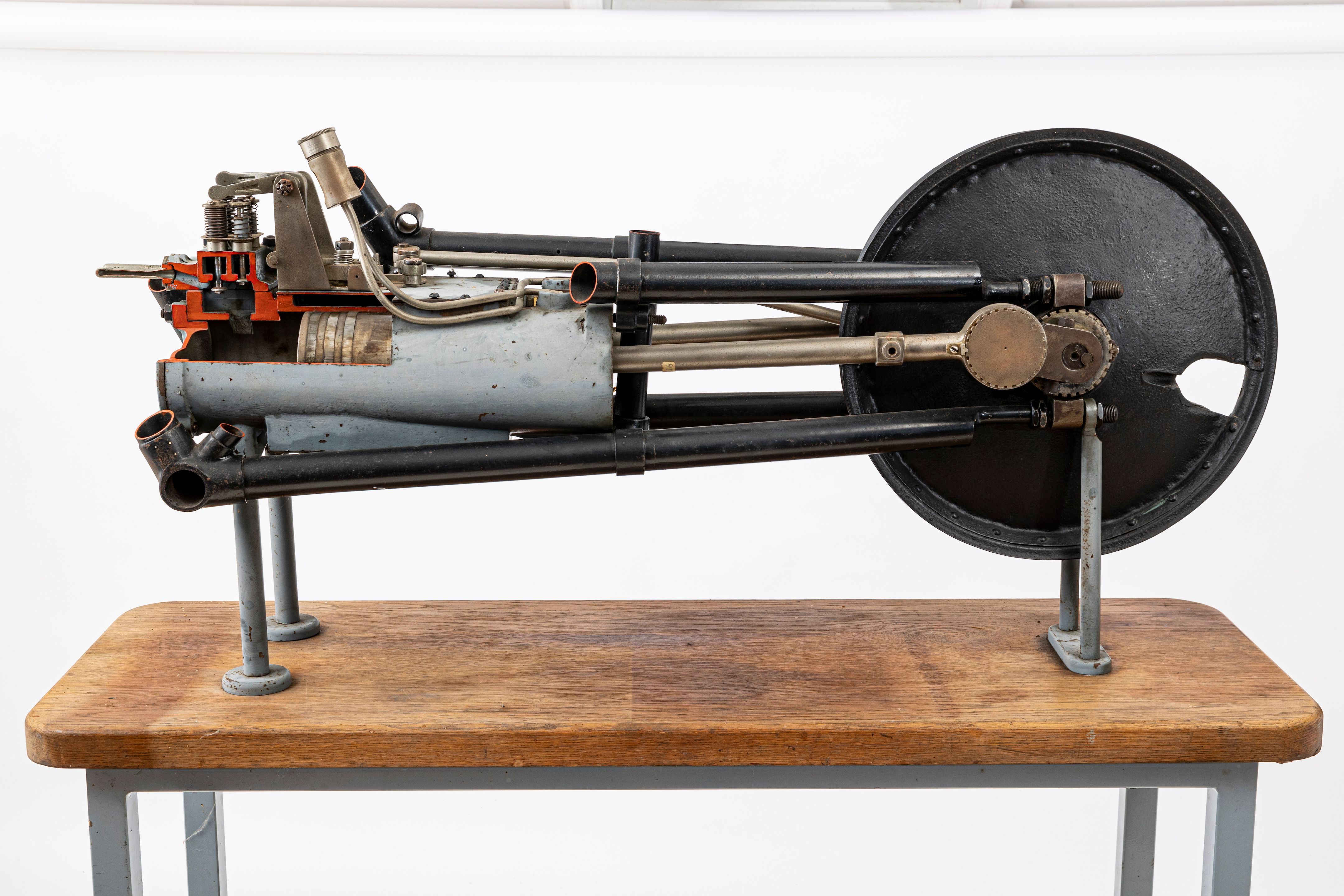 Bonhams Cars : 1894 Hildebrand & Wolfmüller cut-away engine display