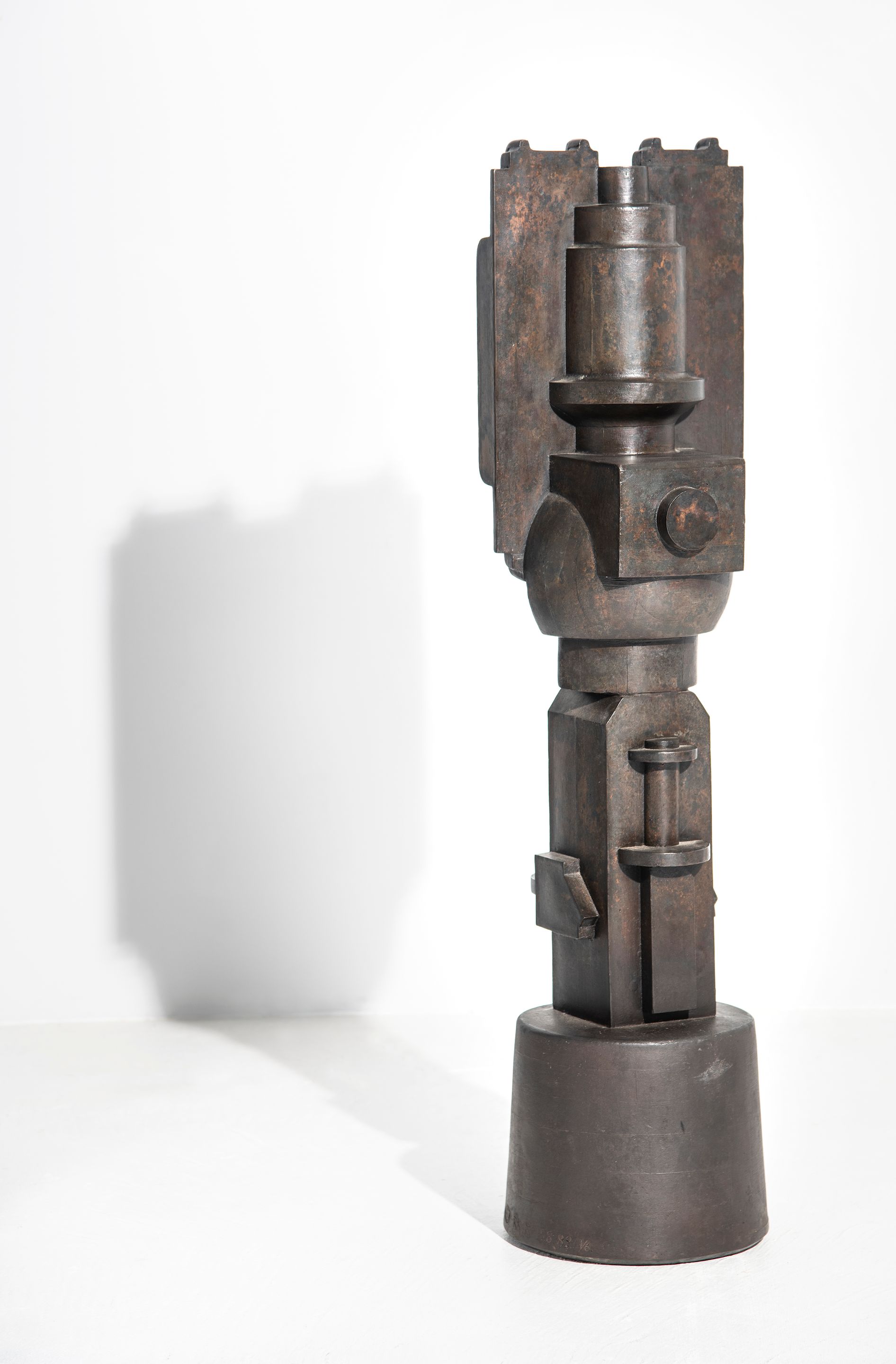 Bonhams : Robert Klippel (1920-2001) No. 458, 1982 height 113.0cm (44 1/2in).