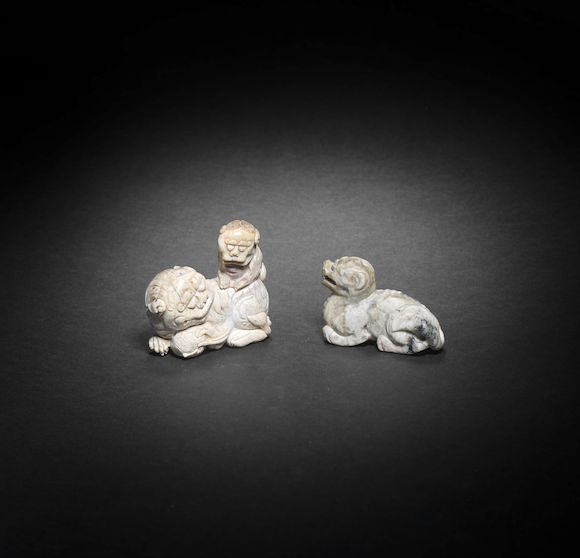 Bonhams : TWO 'BURNT' JADE CARVINGS OF MYTHICAL ANIMALS Ming Dynasty (4)