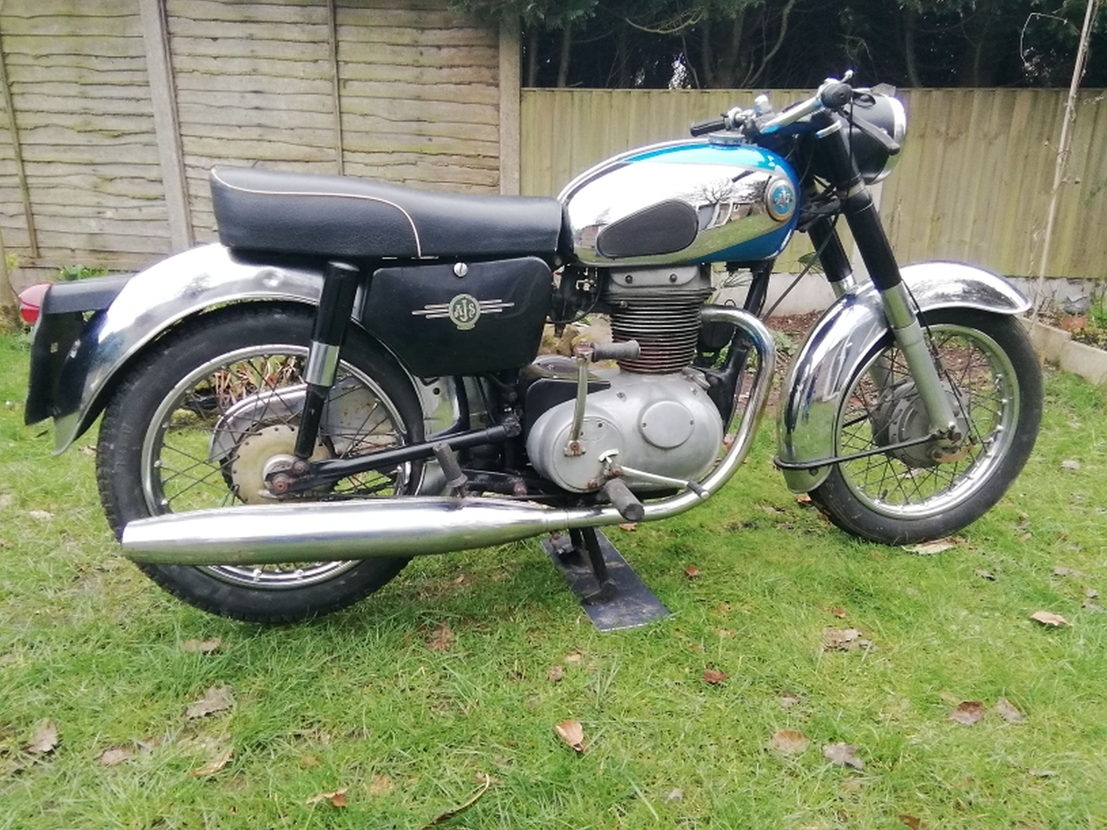 Bonhams Cars : 1963 AJS 250cc Model 14 CSR Frame no. 17668 Engine no ...