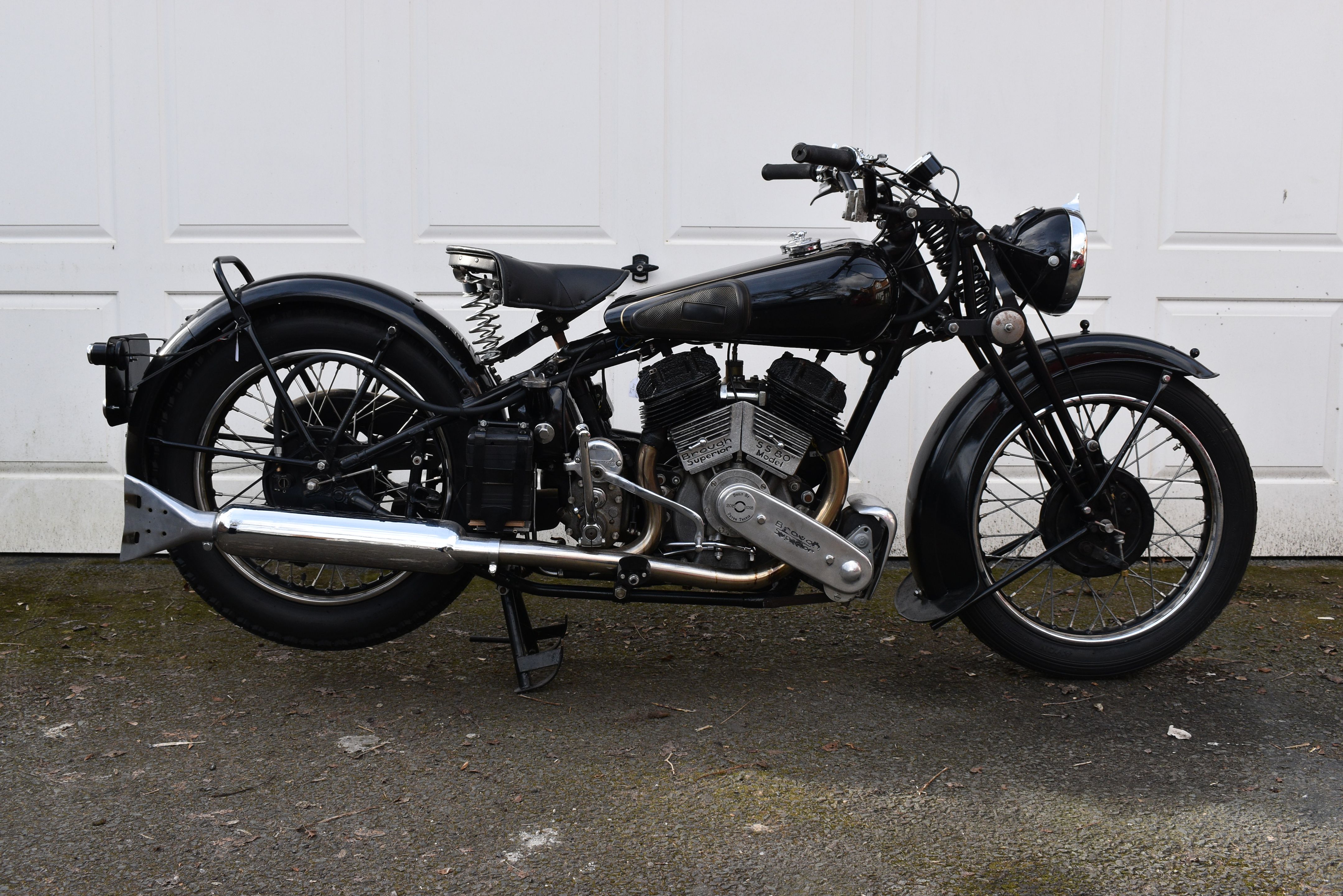 Bonhams Cars : 1939 Brough Superior 990cc SS80 Frame no. M8/2195 Engine ...