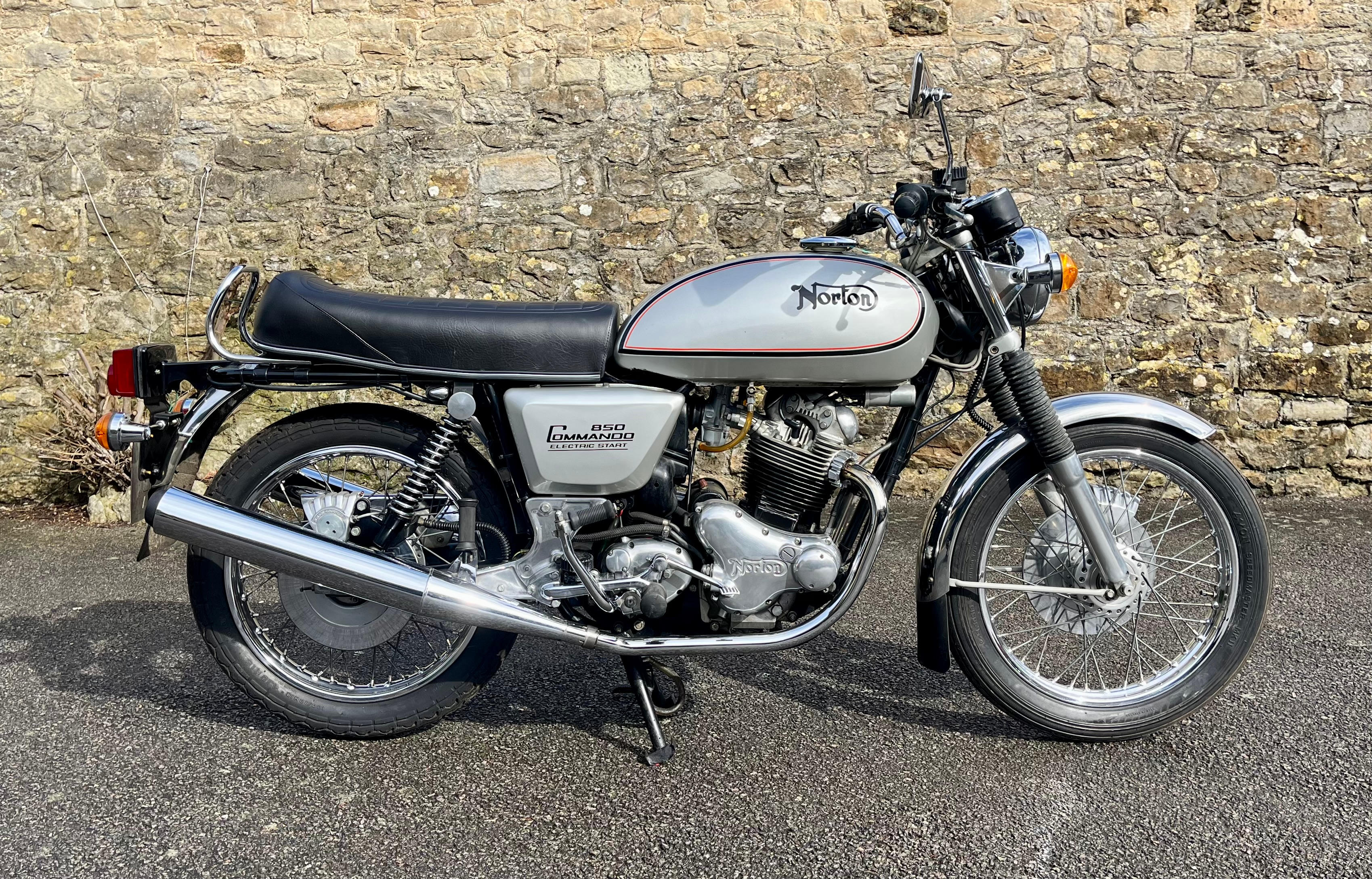 Bonhams Cars : 1976 Norton 828cc Commando 850 MkIII Electric Start ...
