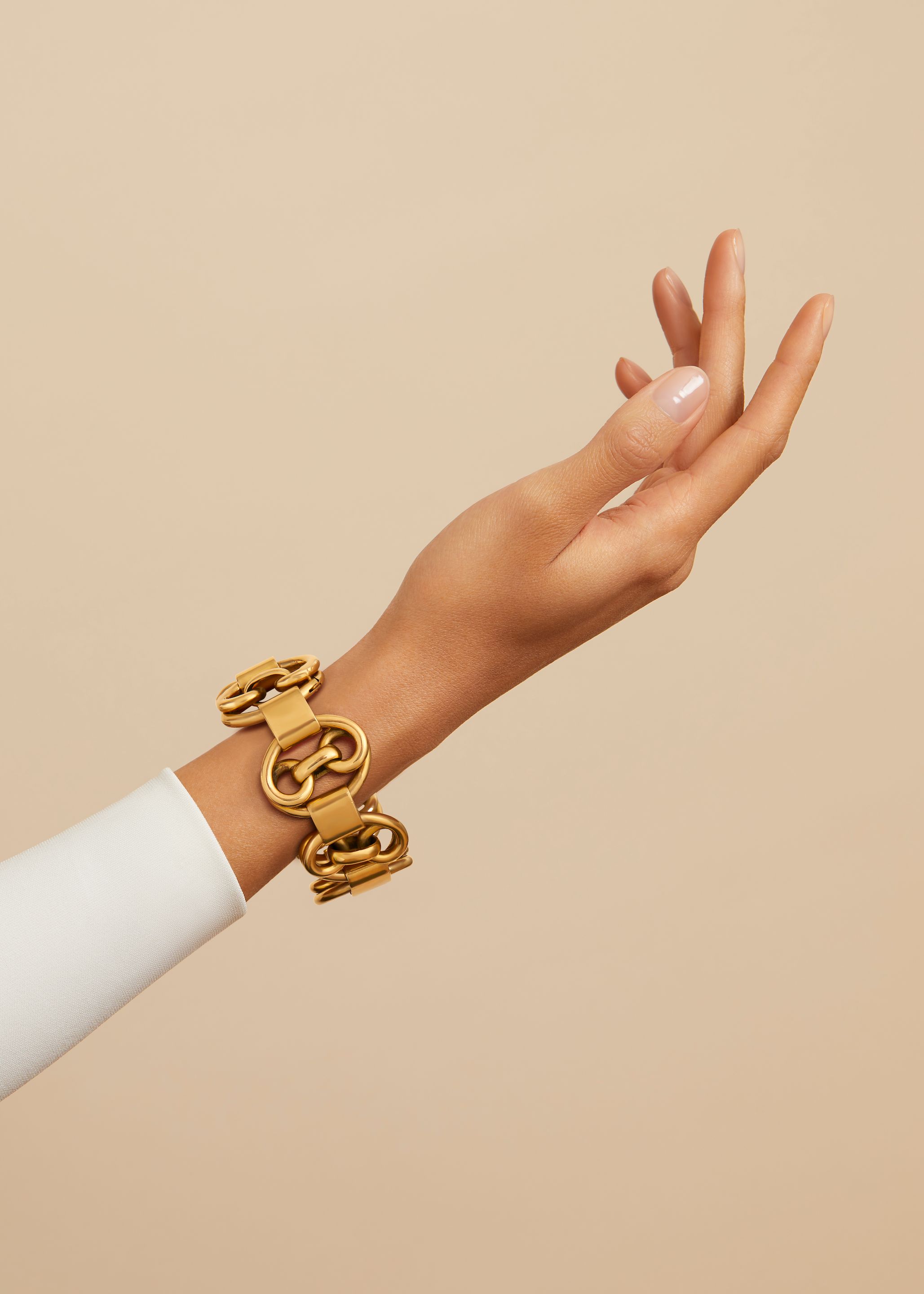 Bonhams : GOLD BRACELET, MID 20TH CENTURY