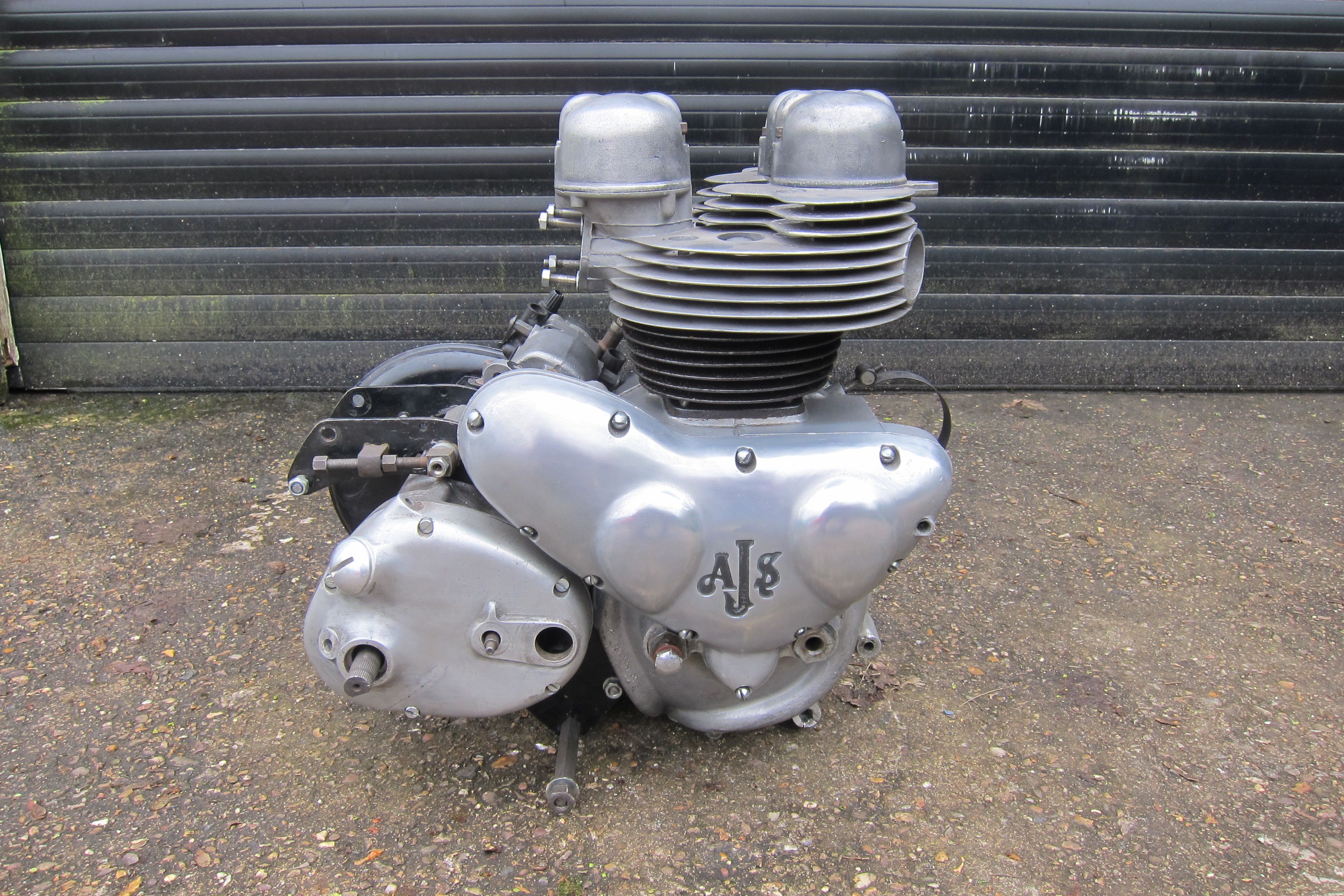 Bonhams Cars : An AJS Model 20 engine ((2))