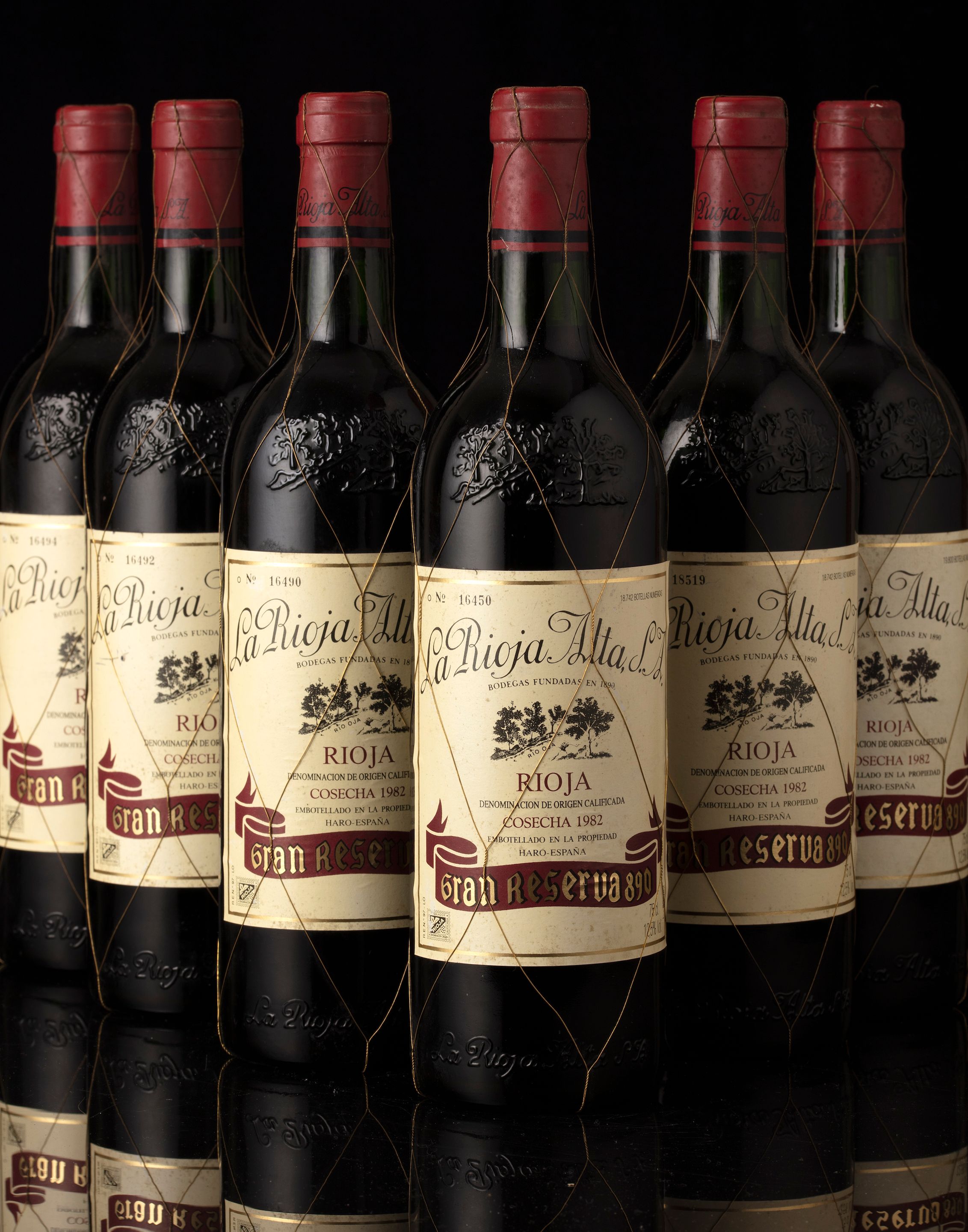 Bonhams : La Rioja Alta Gran Reserva 890 1982, Rioja (6)