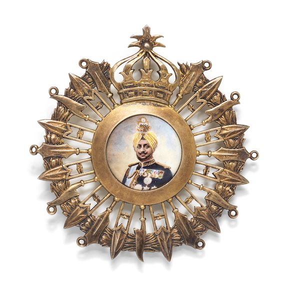 Bonhams : An enamelled gilt-silver portrait turban ornament (kalgi ...