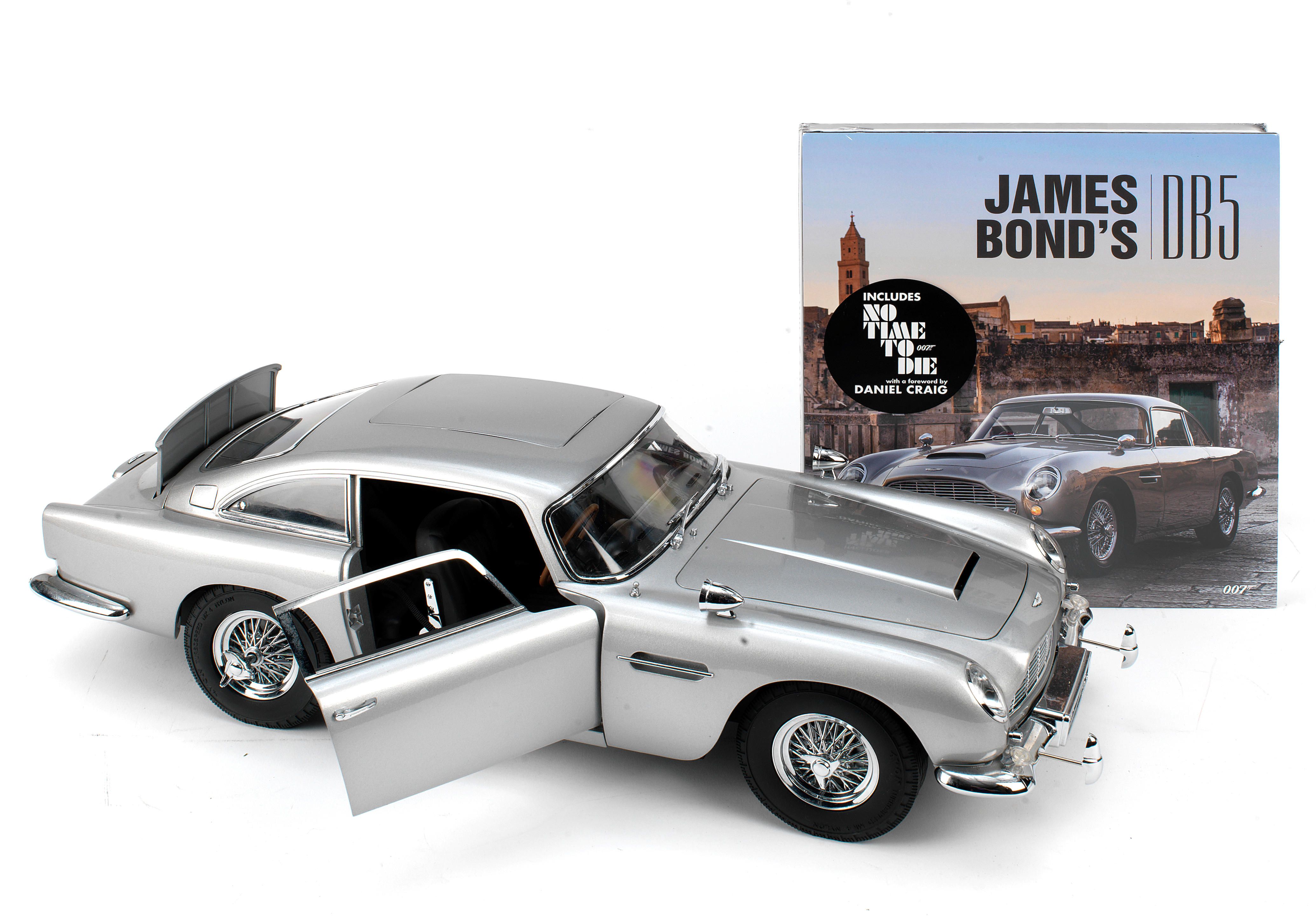Bonhams Cars : James Bond 007 Aston Martin DB5 by Eaglemoss L: 57 cm.